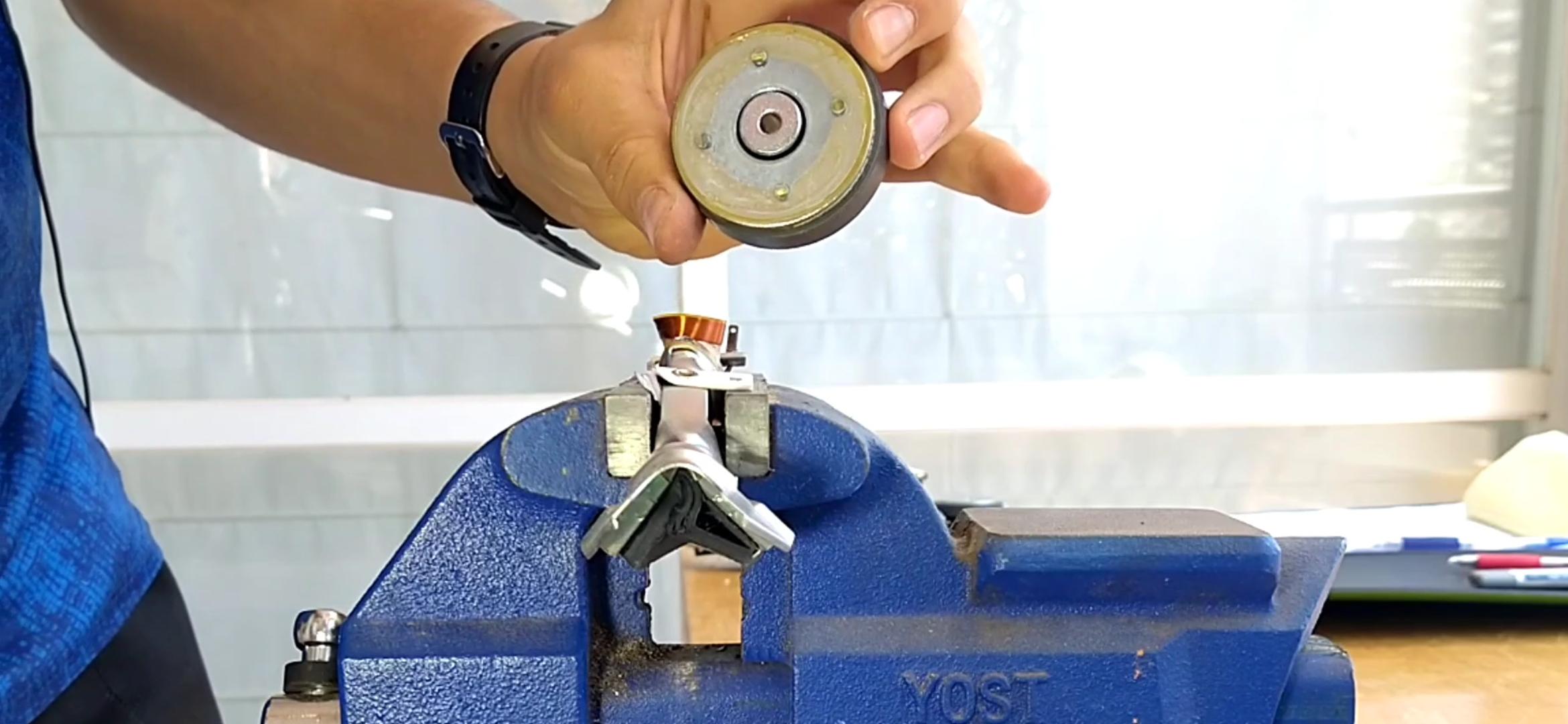 Best Ways to Find Magnets for DIY Projects at Home : 8 Steps (with ...