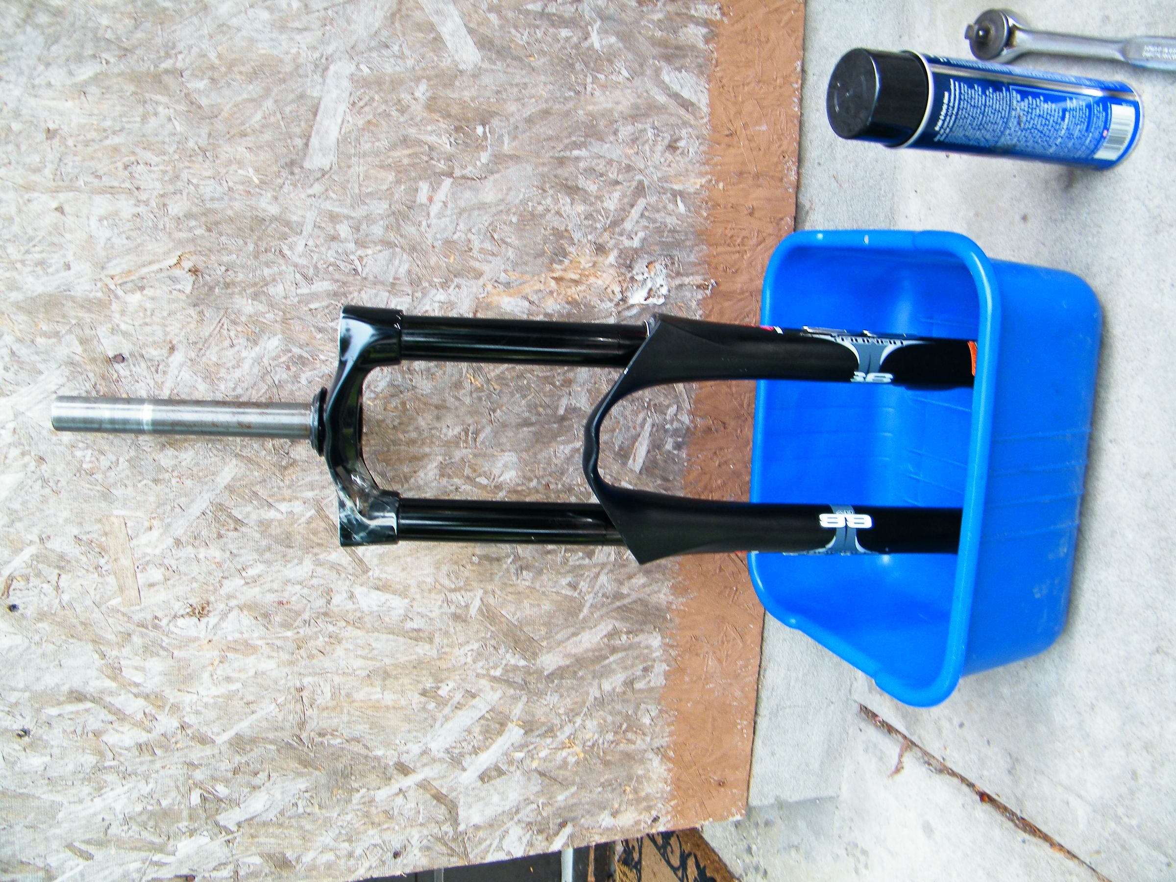 Comment Changer Les Joints De La Fourche D'un Velo : 8 Steps ...