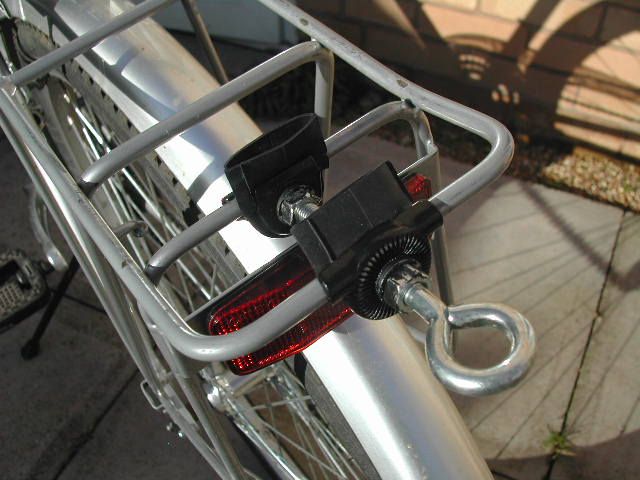 Bicycle Trailer Hitch (to Luggage Rack) : 5 Steps (with Pictures ...