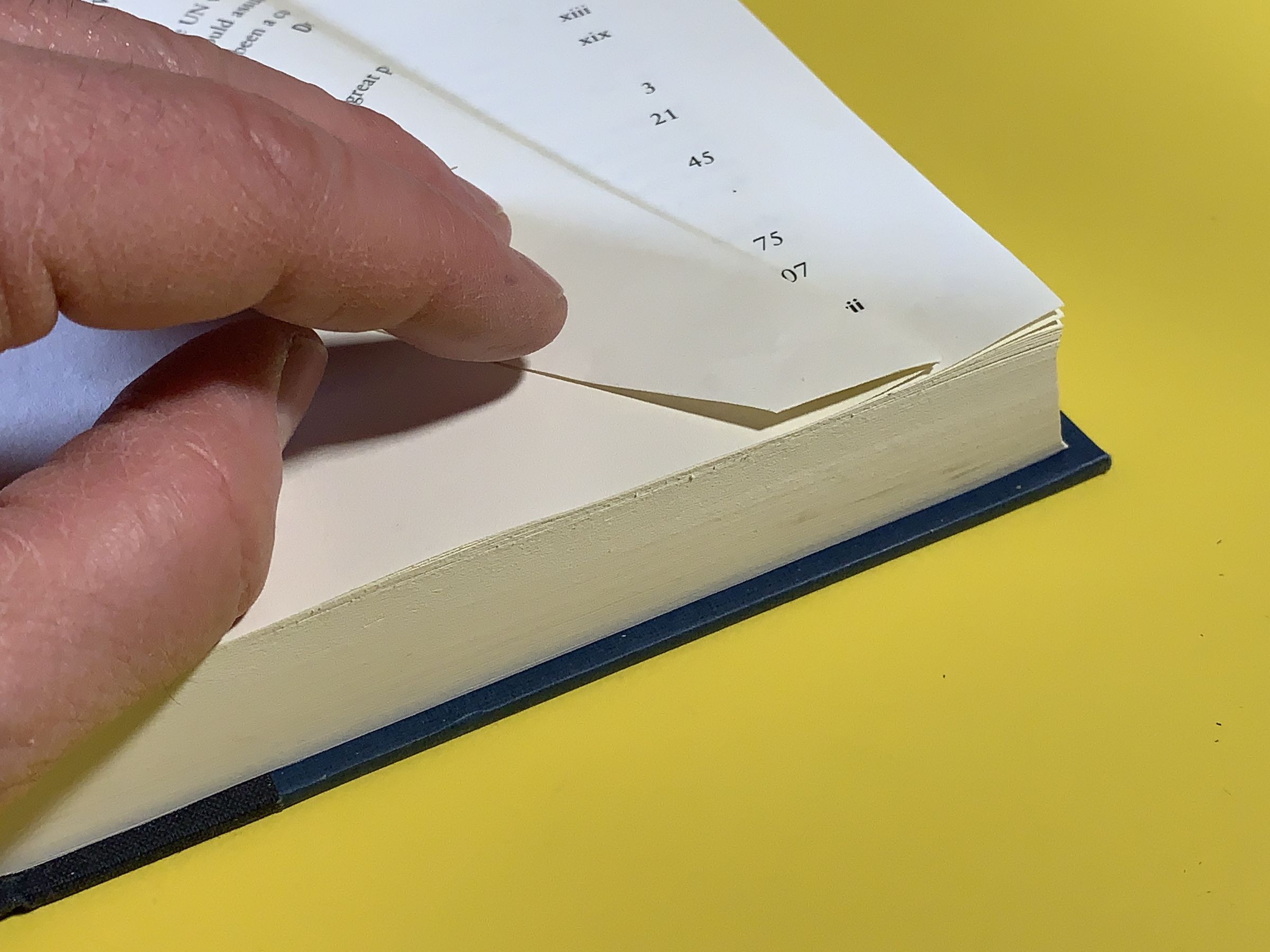 BOOK FOLDING PEAKS & VALLEYS : 8 Steps (with Pictures) - Instructables