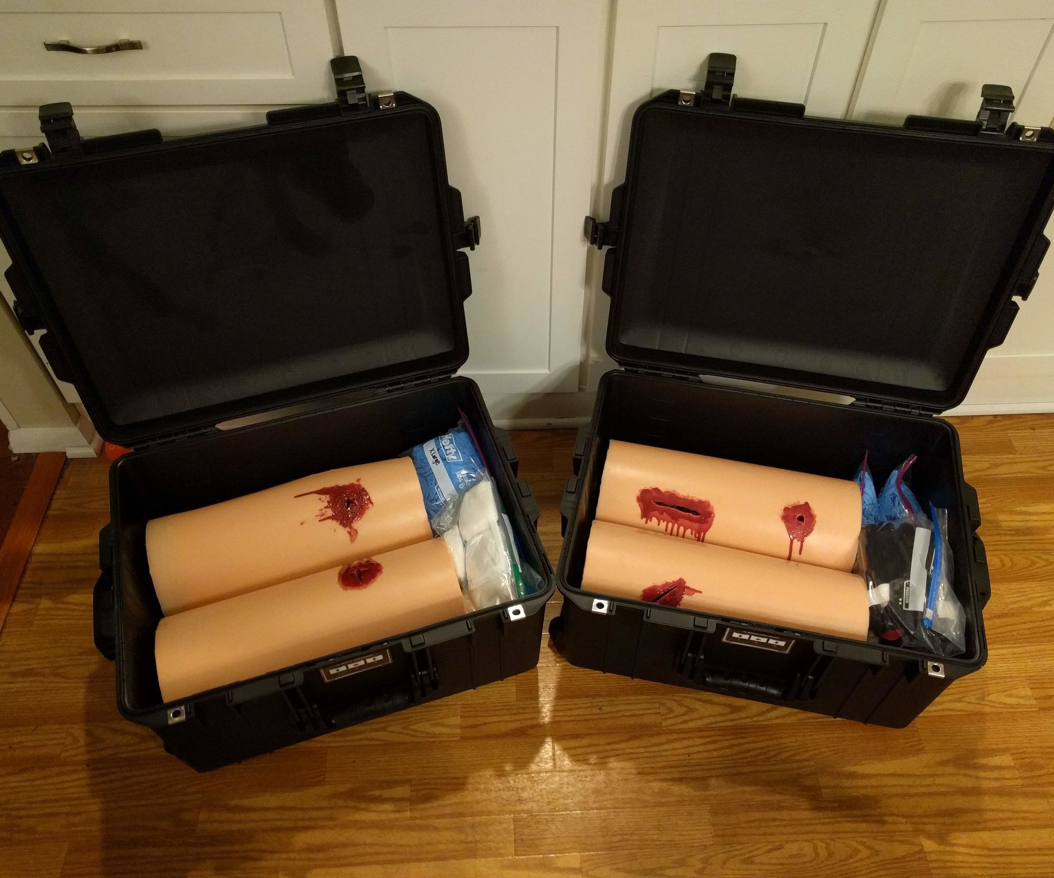 Stop the Bleed Training Moulage Leg : 7 Steps - Instructables