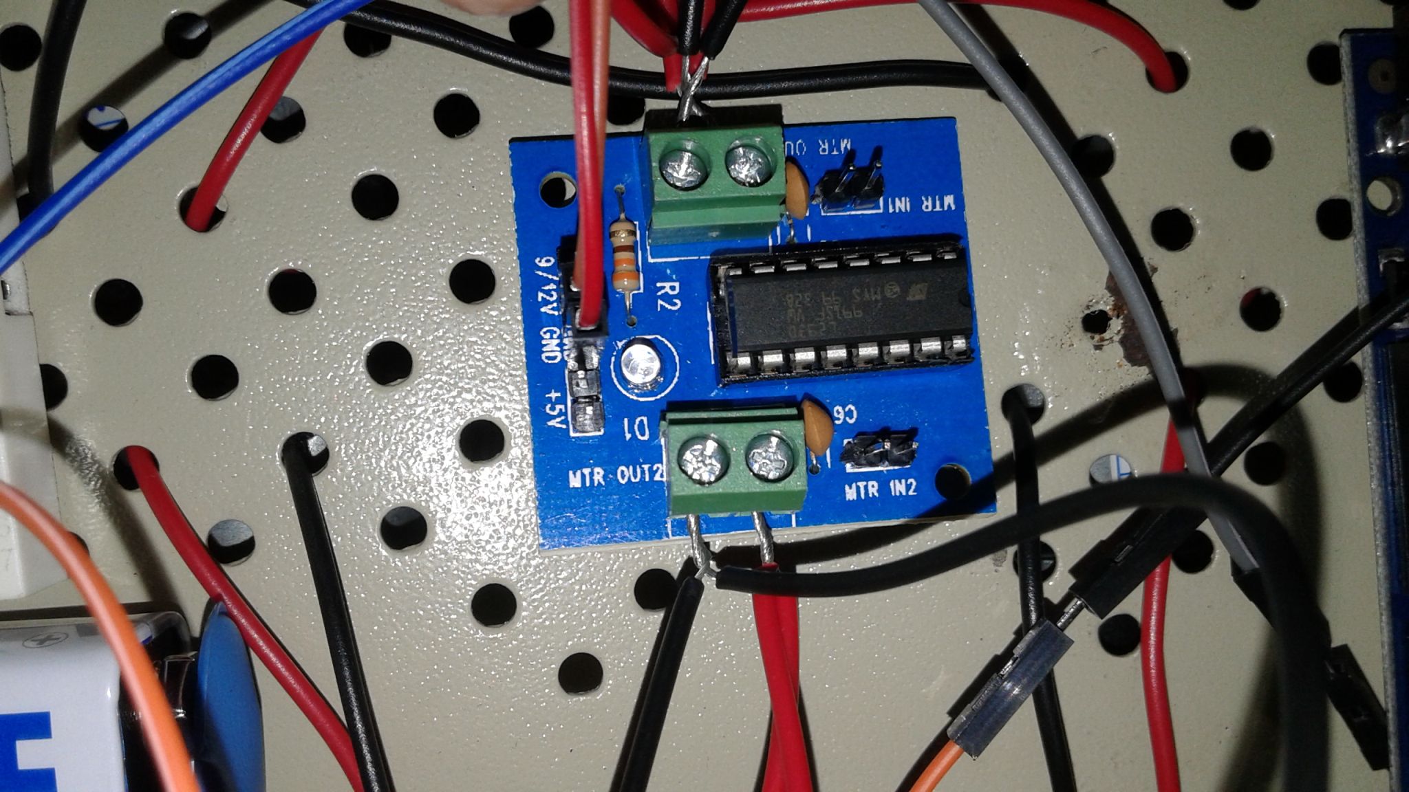 Arduino - Line Follower Robot : 8 Steps (with Pictures) - Instructables