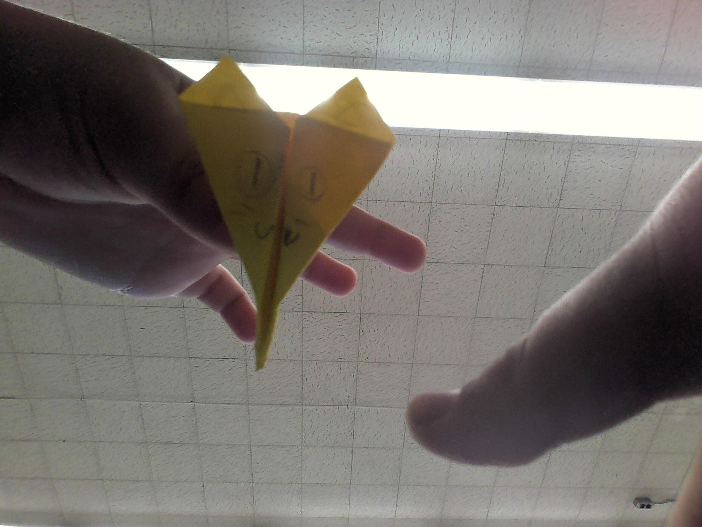 Pocket Post-It Plane : 6 Steps - Instructables