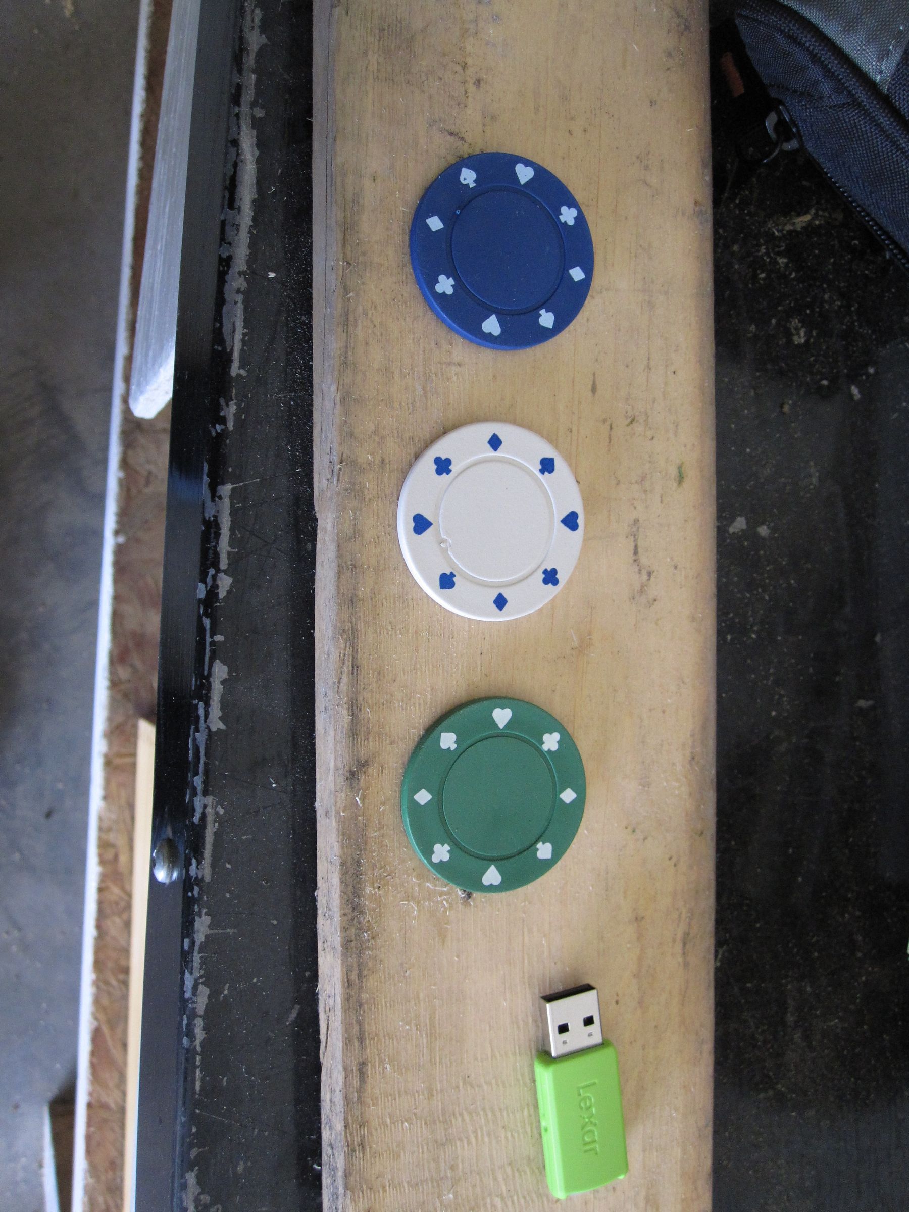 Poker Chip Flash Drive : 4 Steps - Instructables