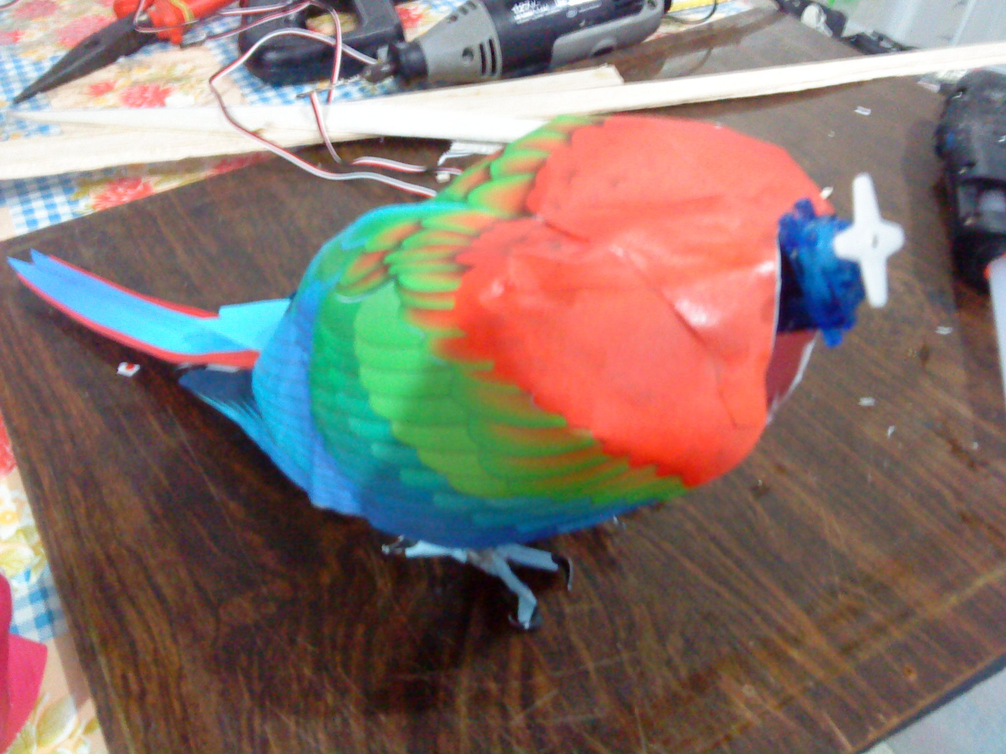 Animatronic Green-Winged Macaw Papercraft : 4 Steps (with Pictures ...