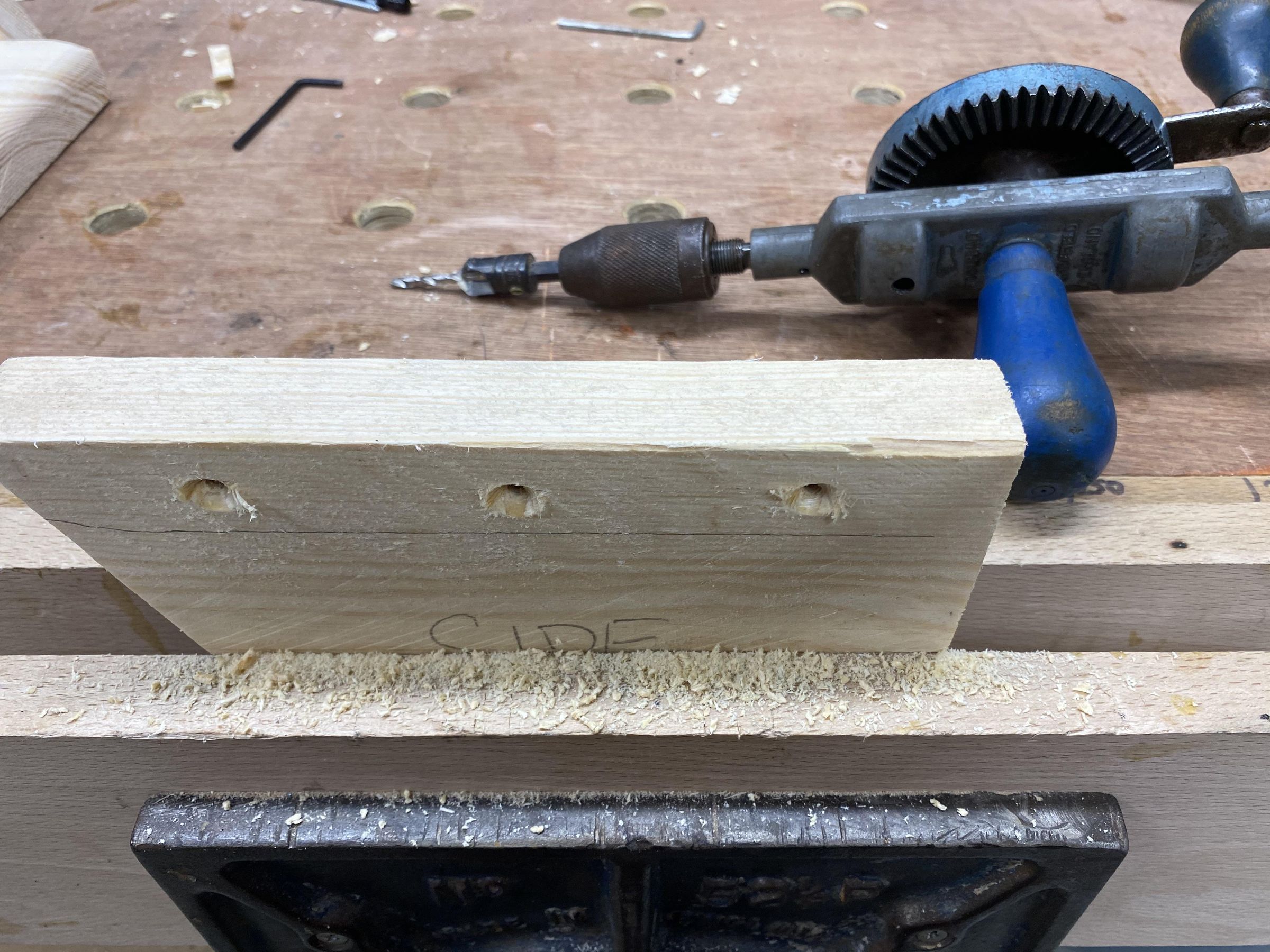 Single Plank Bat Box : 8 Steps (with Pictures) - Instructables