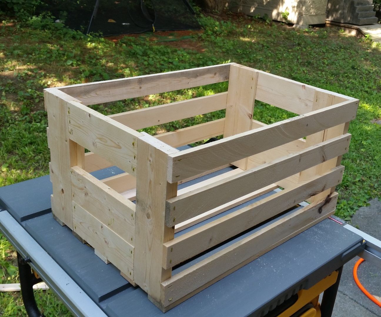 How to Make an $11 Crate With a $3 2x4 : 12 Steps (with Pictures ...