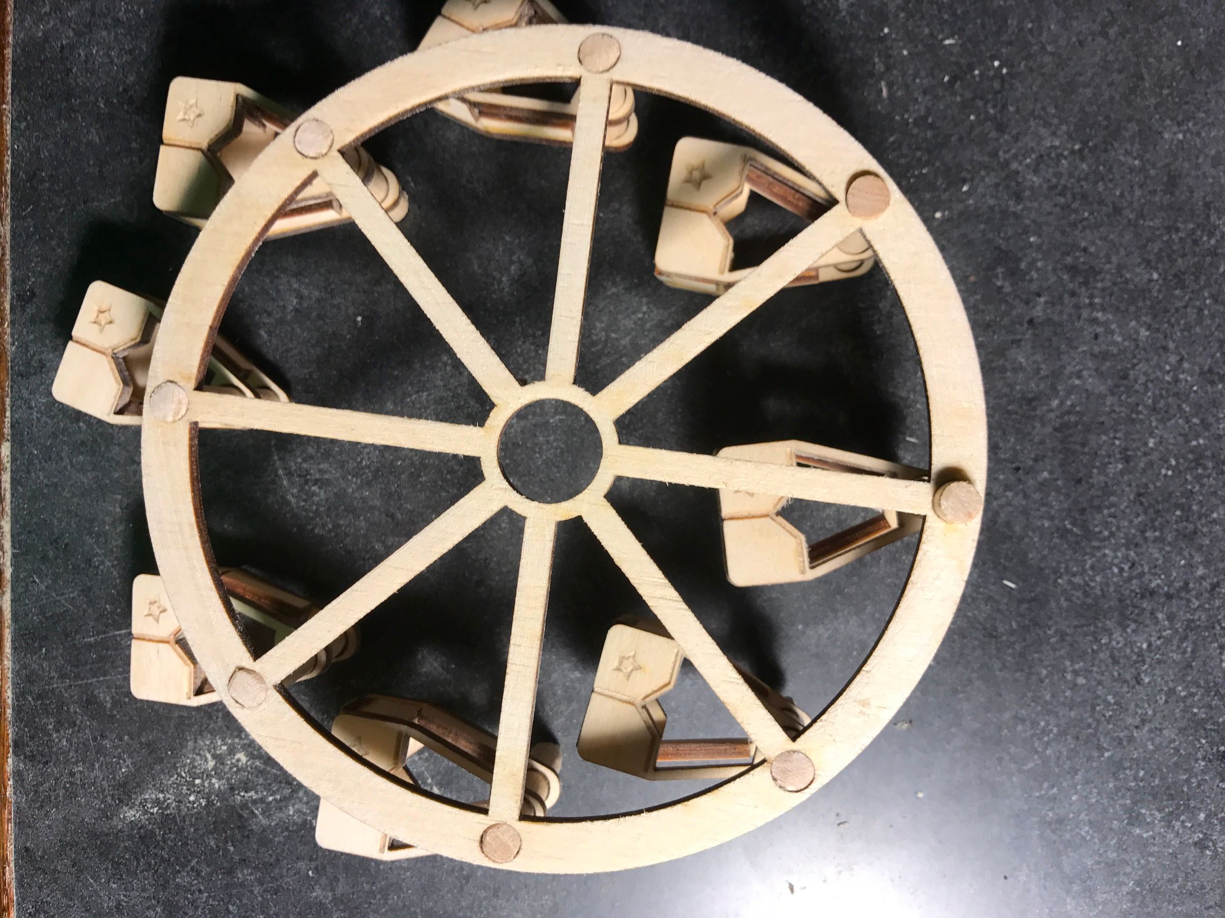 Moving Ferris Wheel : 10 Steps (with Pictures) - Instructables