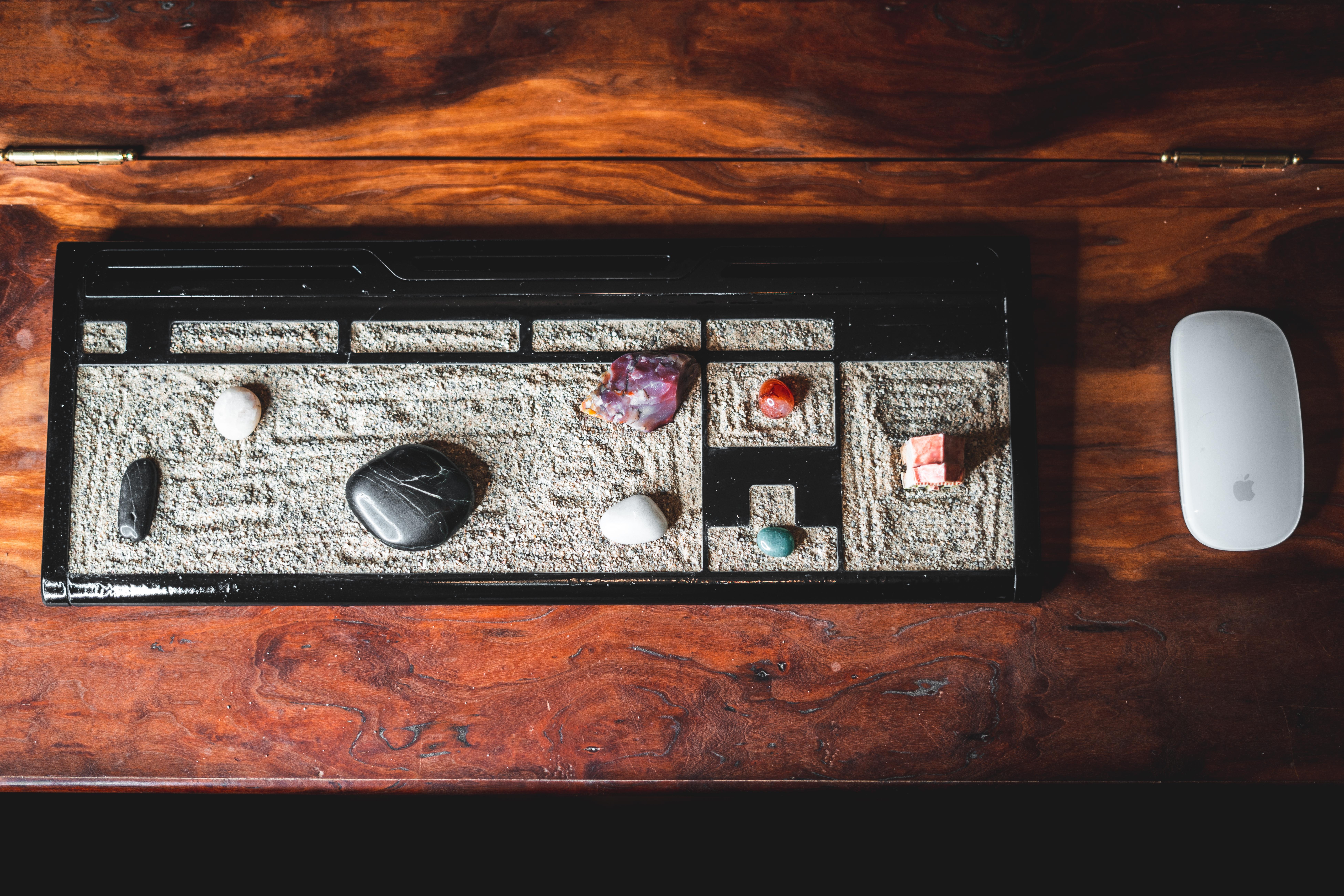 Keyboard to Desktop Sand Garden : 9 Steps (with Pictures) - Instructables