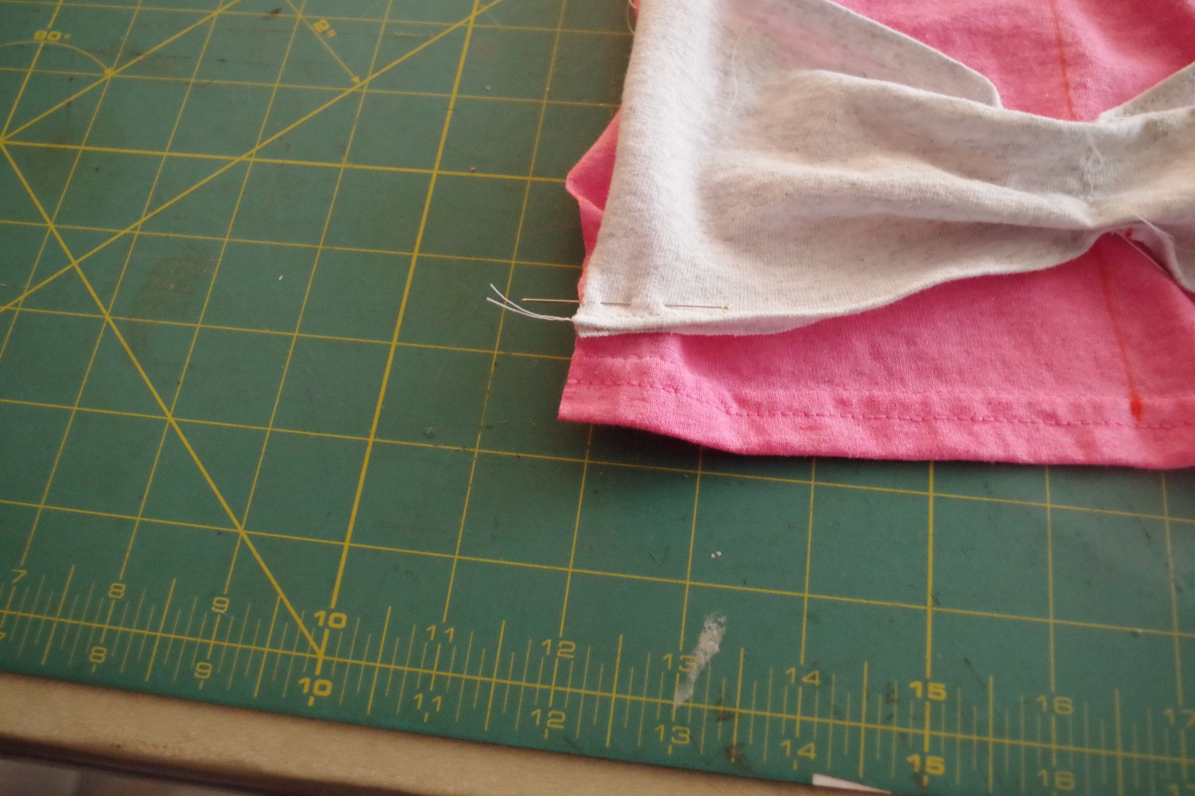 Bow Back T-shirt : 15 Steps (with Pictures) - Instructables