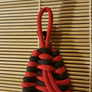 Paracord Snake : 10 Steps (with Pictures) - Instructables