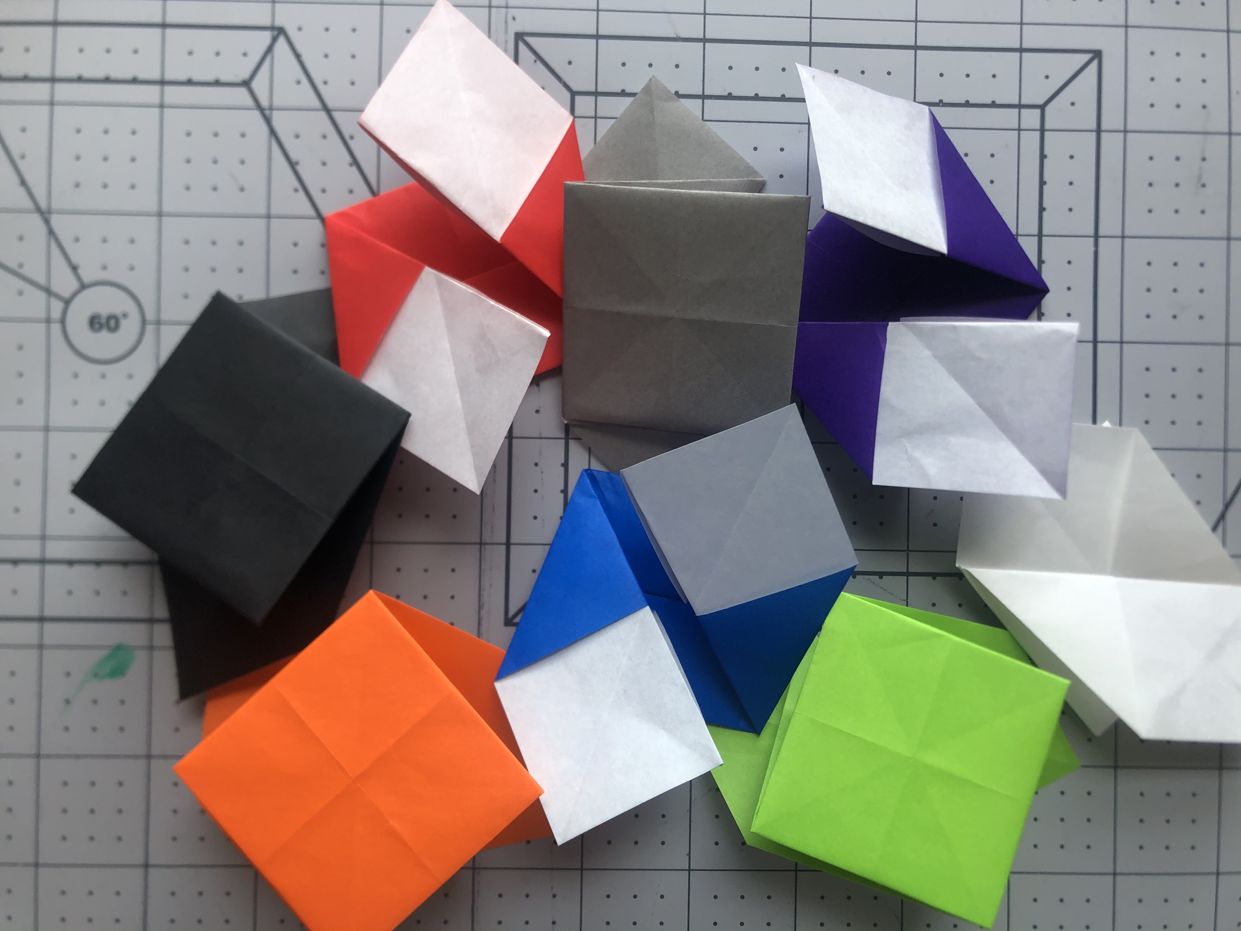 Expandable Origami : 10 Steps (with Pictures) - Instructables