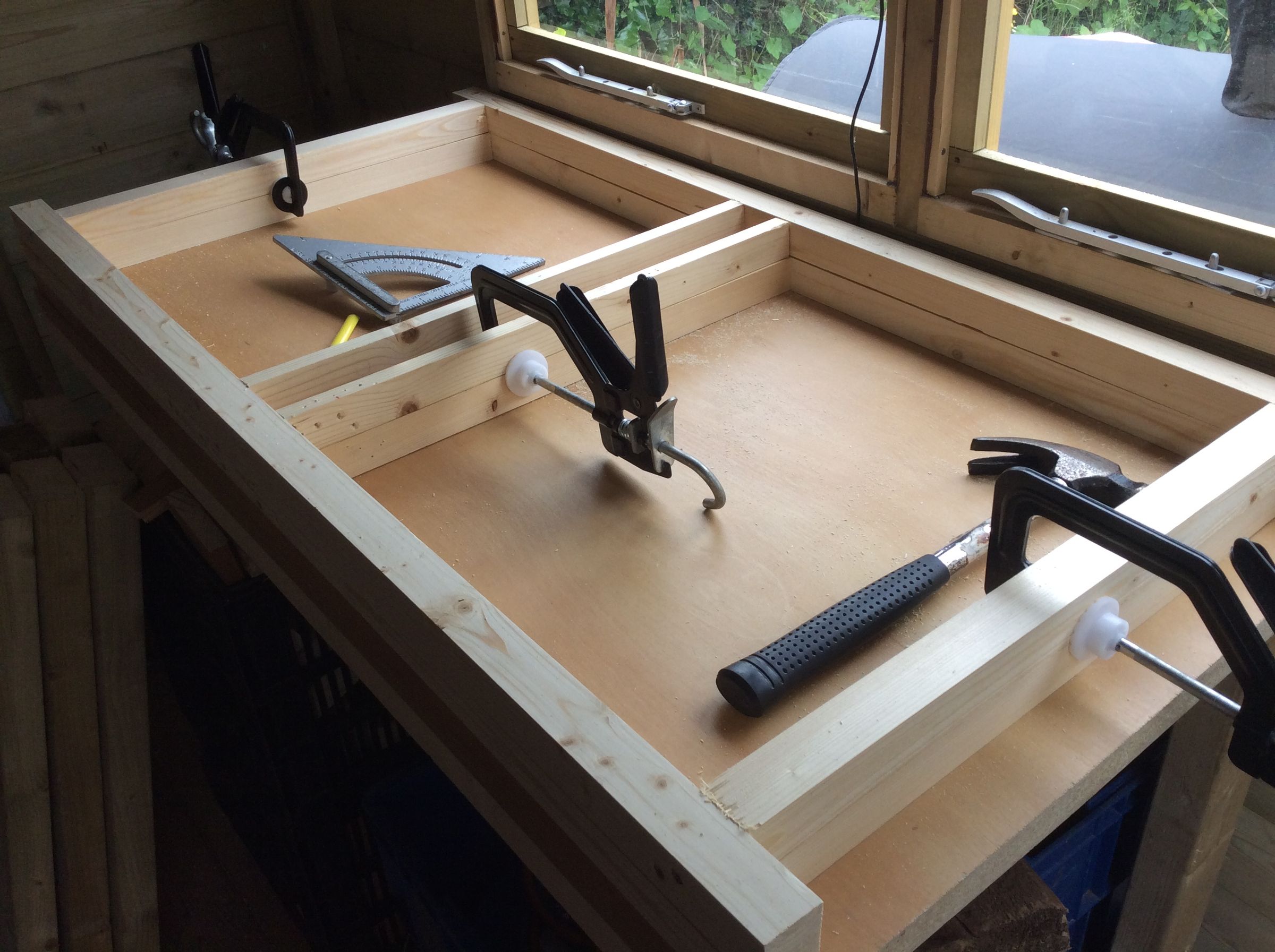 Portable Work Bench : 5 Steps (with Pictures) - Instructables