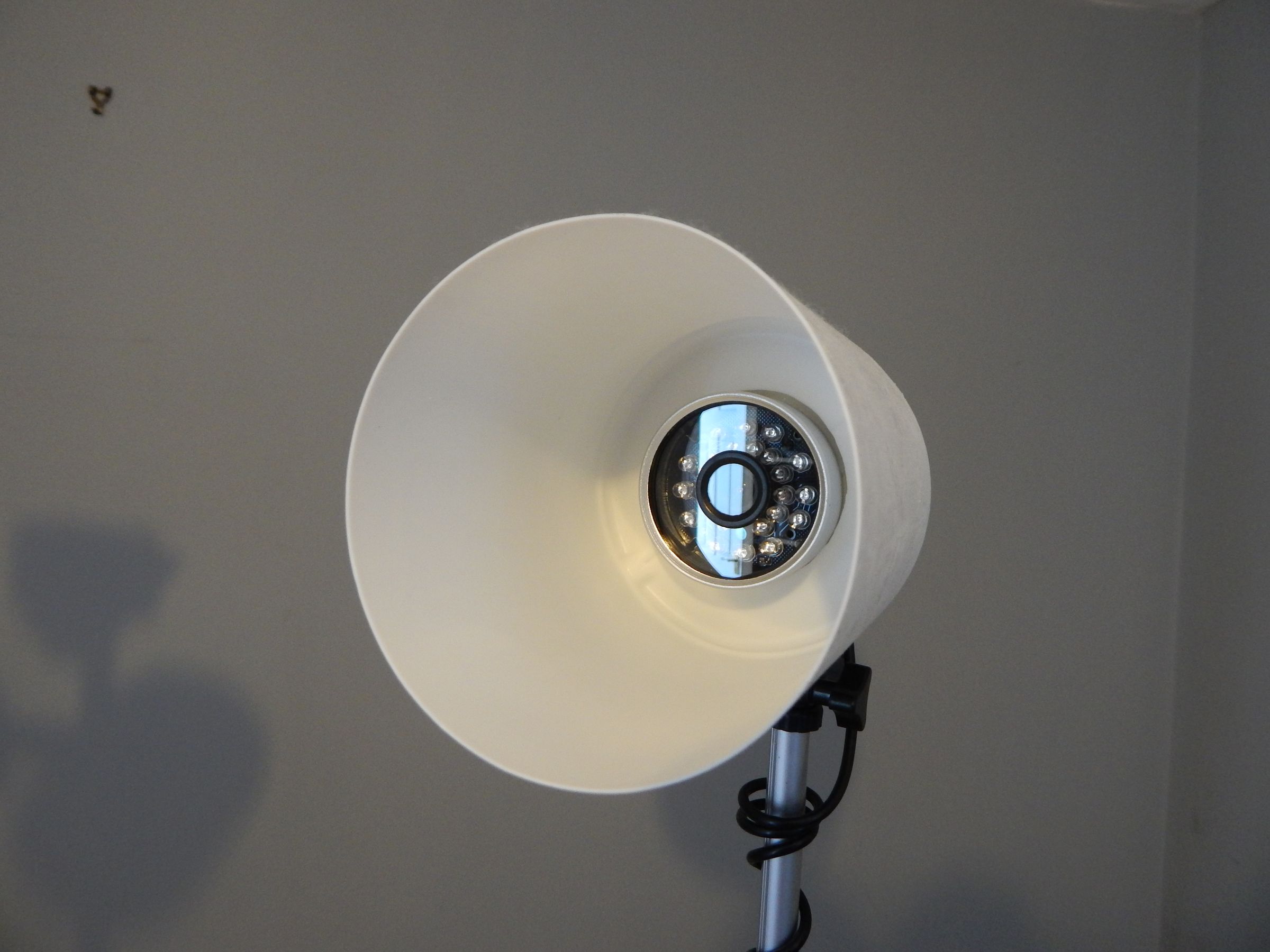 Infrared Light Reflectors : 4 Steps (with Pictures) - Instructables