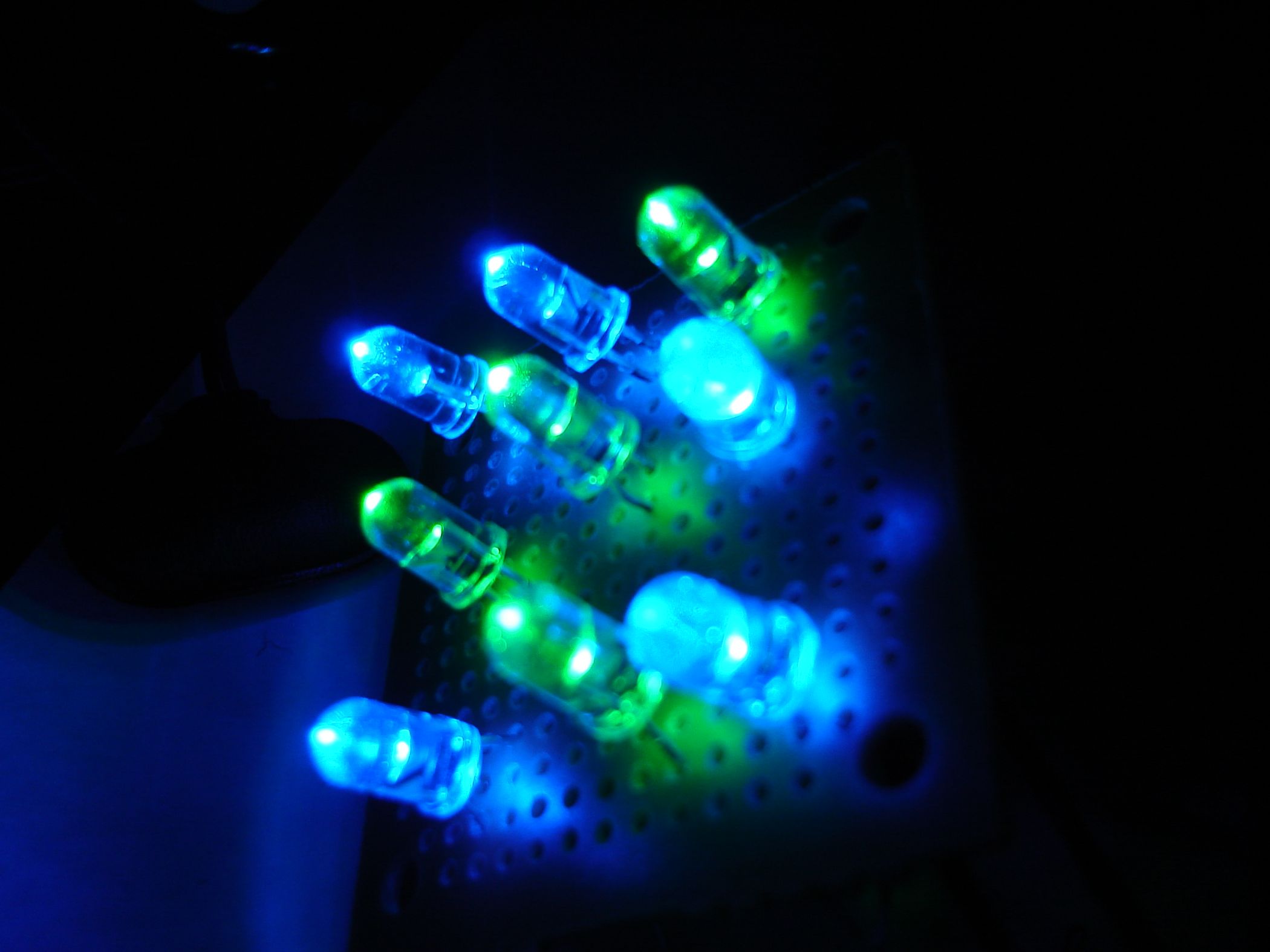 Y.A. LED Flashlight : 5 Steps - Instructables