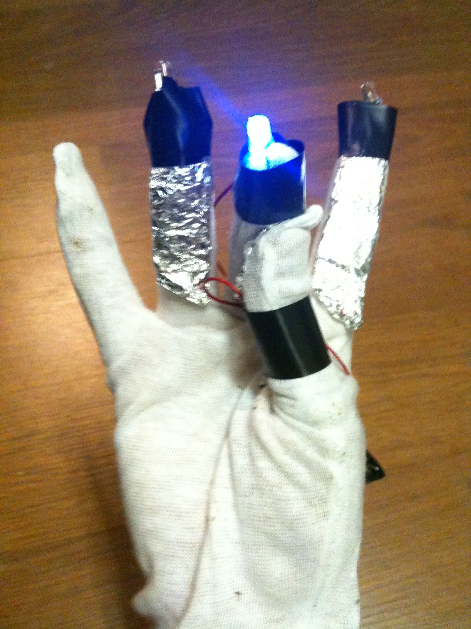 Cyborg Light Painting Gloves! (an Easy LED Switch) : 6 Steps ...