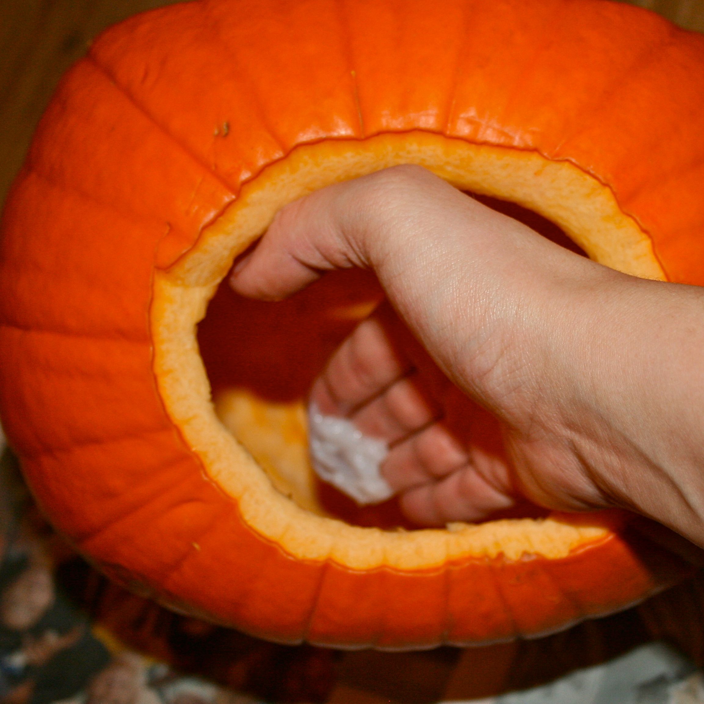 Pumpkin Carving 101 : 6 Steps (with Pictures) - Instructables