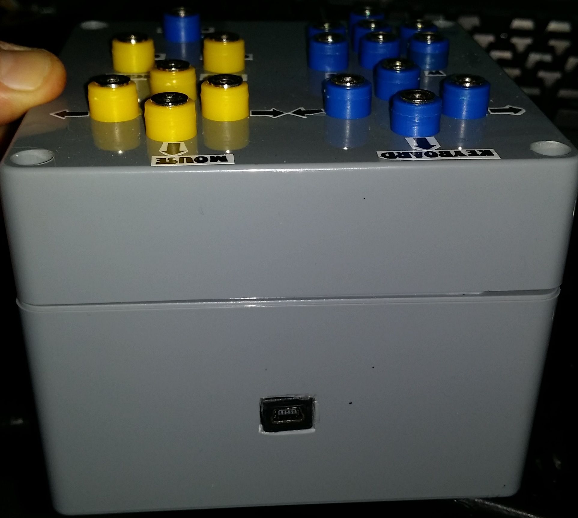 Kid-proof Makey-Makey Box : 3 Steps - Instructables