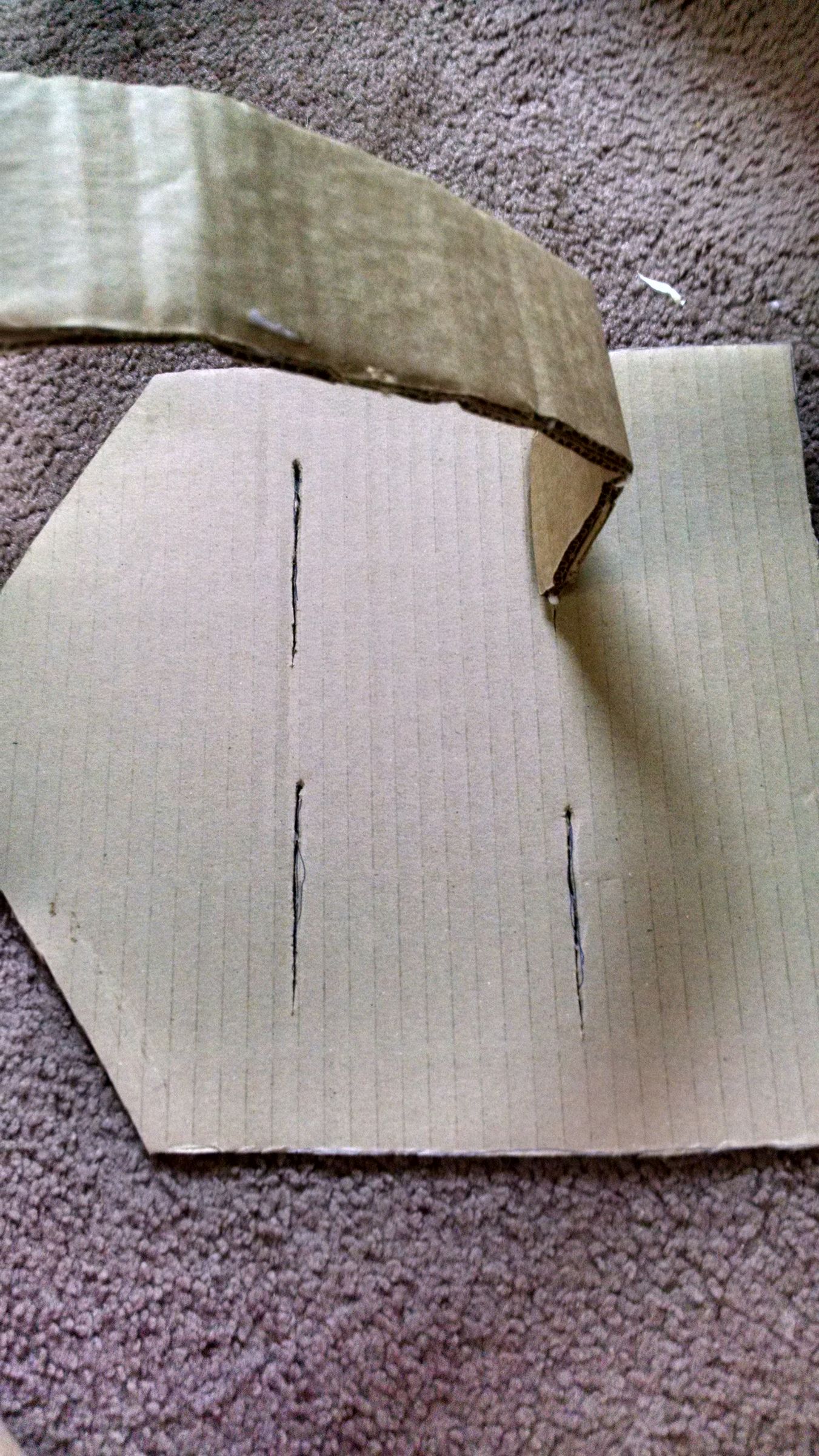 Young Link's Deku Kokiri Shield : 5 Steps - Instructables