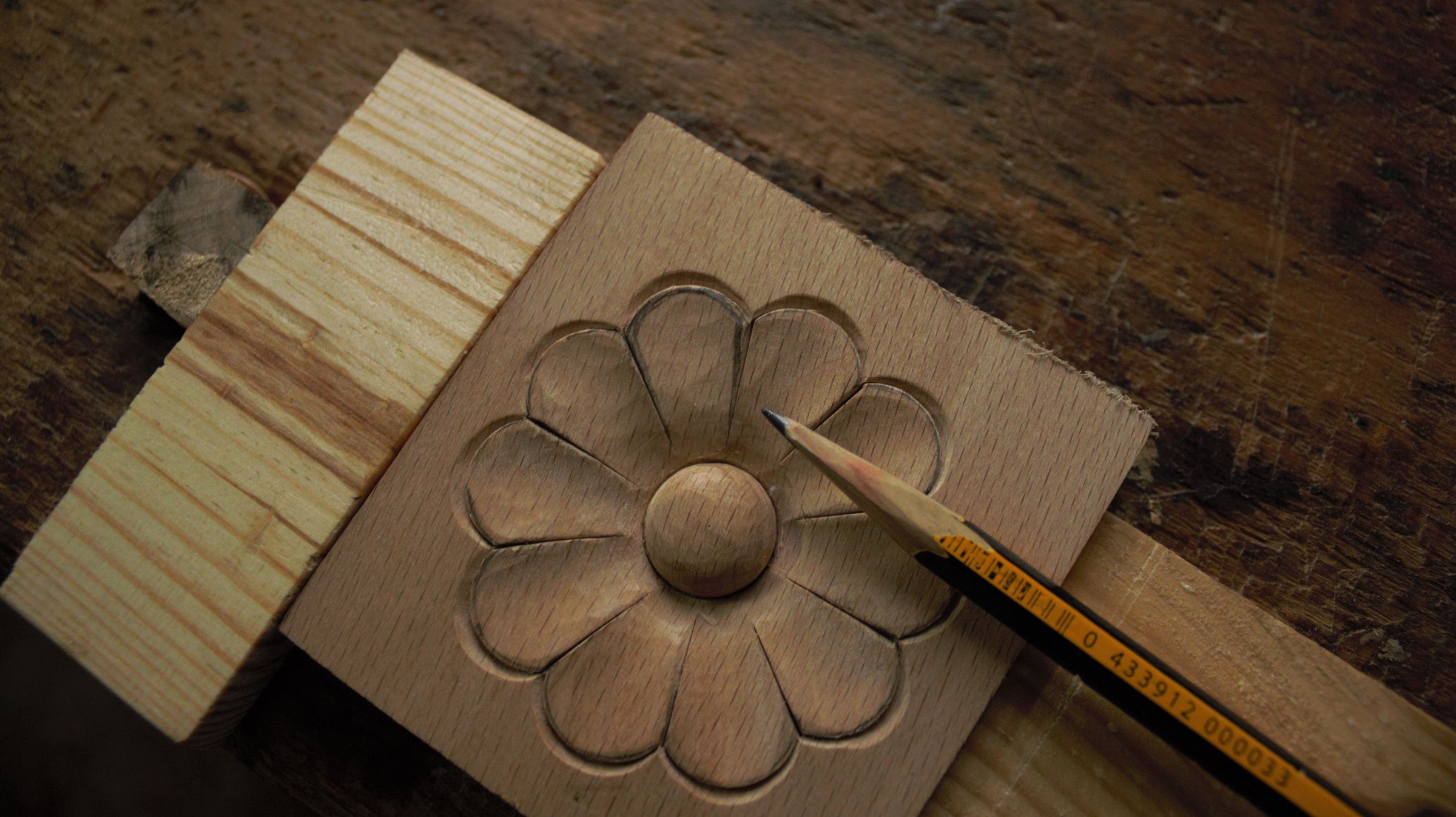 Simple Wood Carving - Flower (rosette) : 5 Steps (with Pictures ...