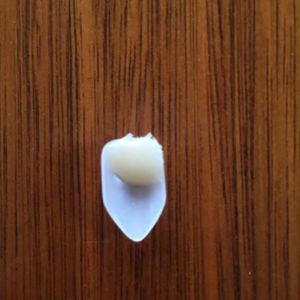 Grell Sutcliff Teeth / Vampire Fangs : 8 Steps - Instructables