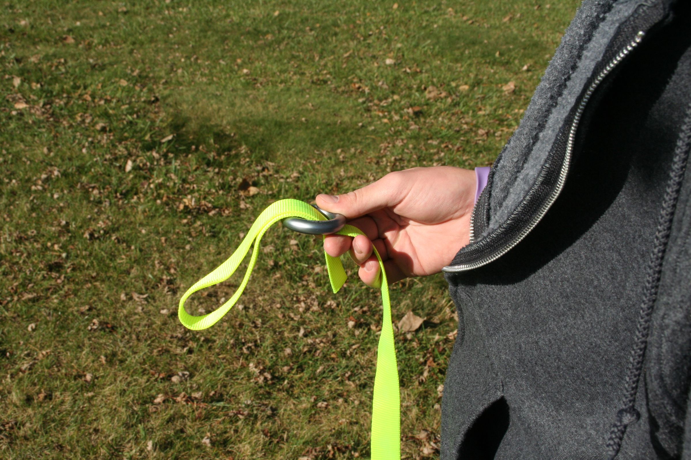 How to Set Up a Slackline : 10 Steps (with Pictures) - Instructables