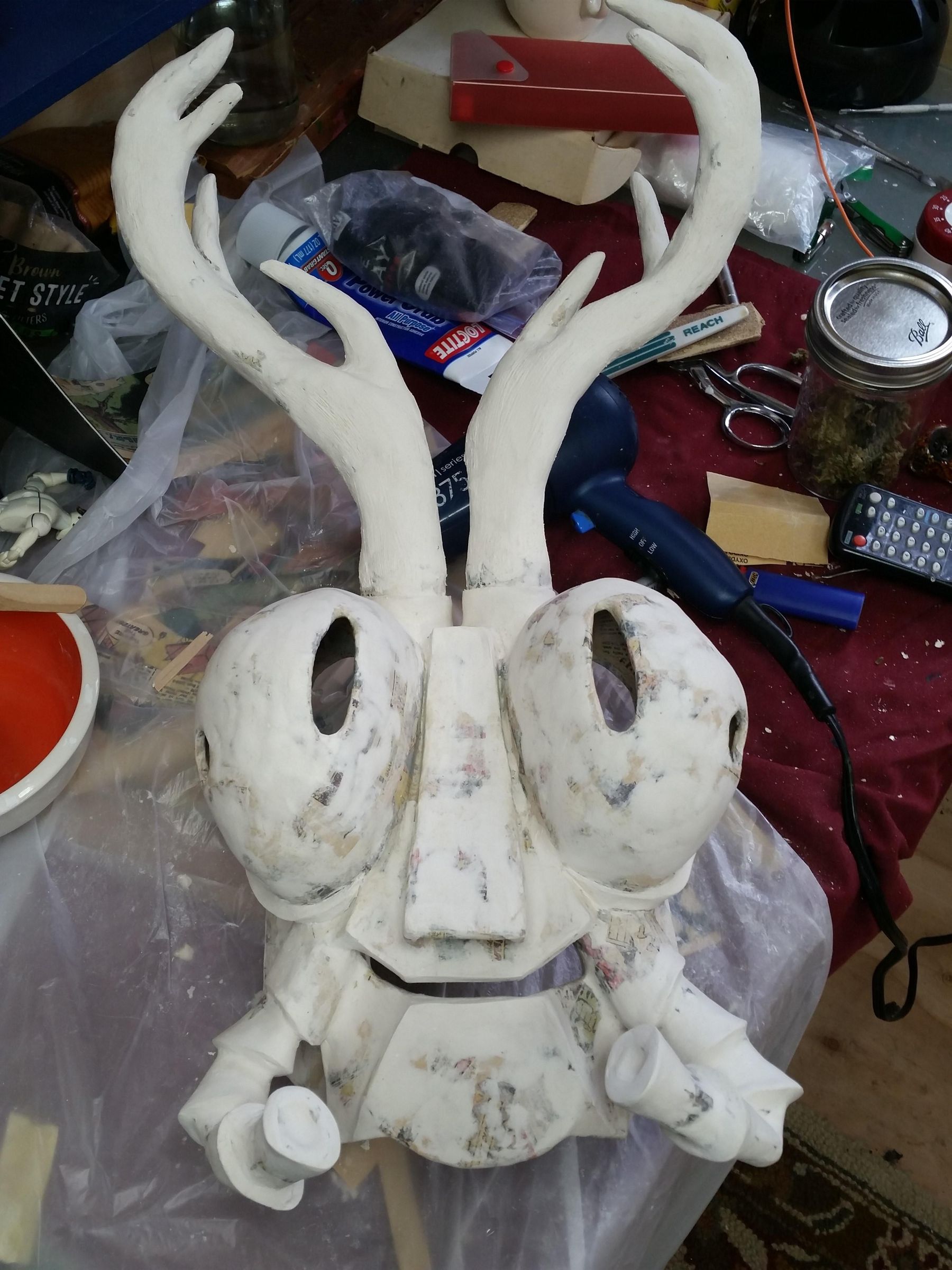 Buck Grasshopper Mask : 9 Steps (with Pictures) - Instructables