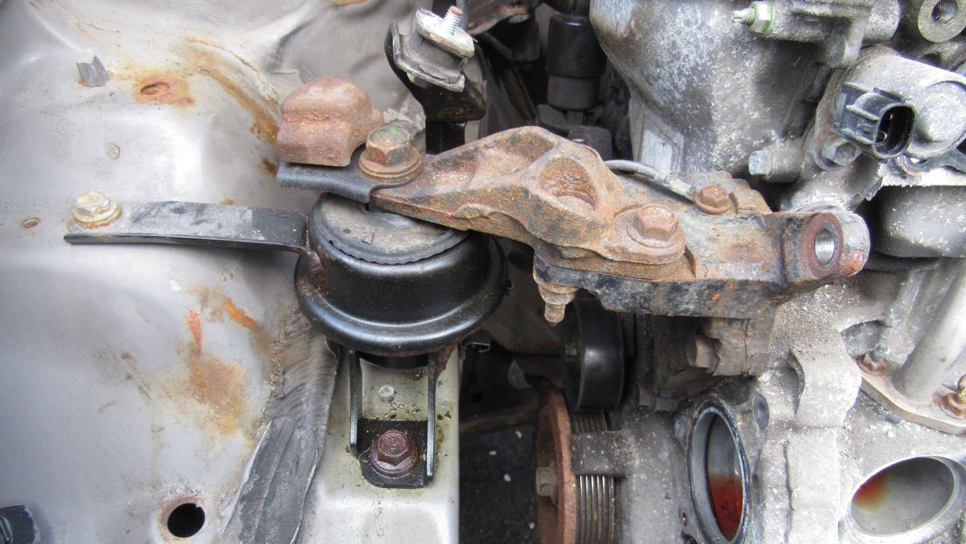 How to Remove a Car Engine : 6 Steps (with Pictures) - Instructables
