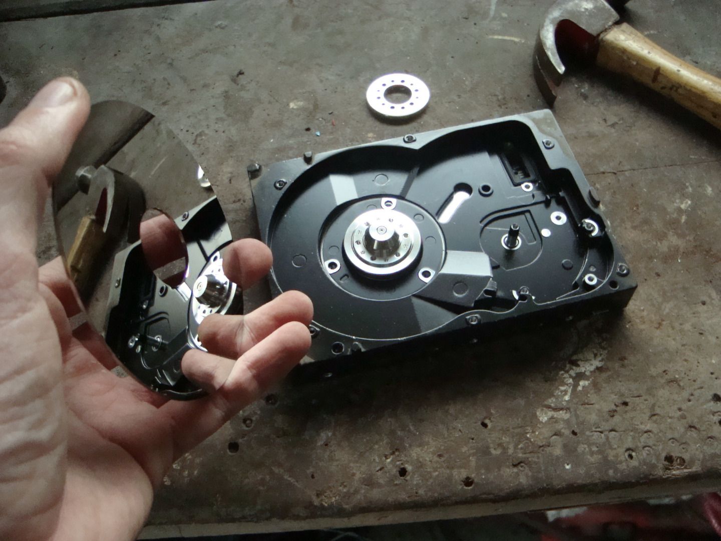 Hard Disk Grinding Machine : 5 Steps (with Pictures) - Instructables