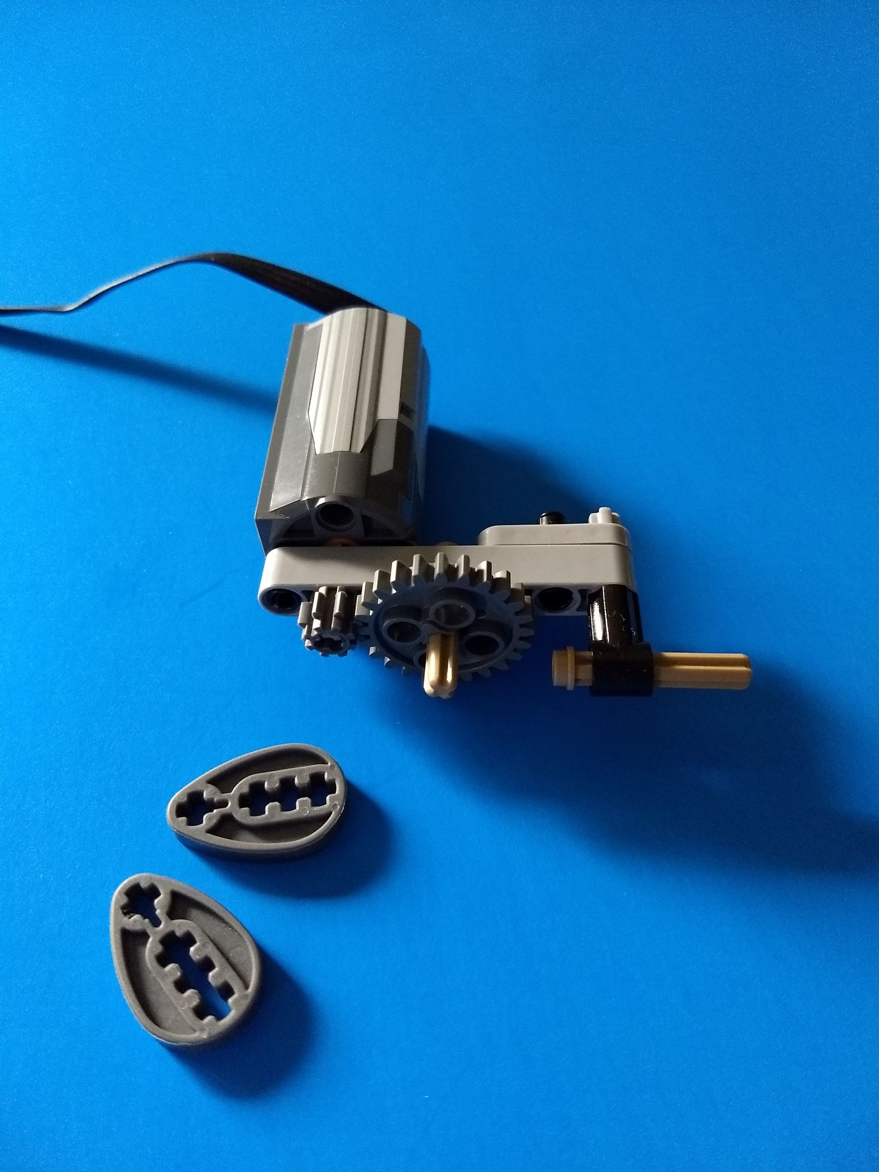 LEGO Technic Cam & Follower Build Instructions : 5 Steps - Instructables