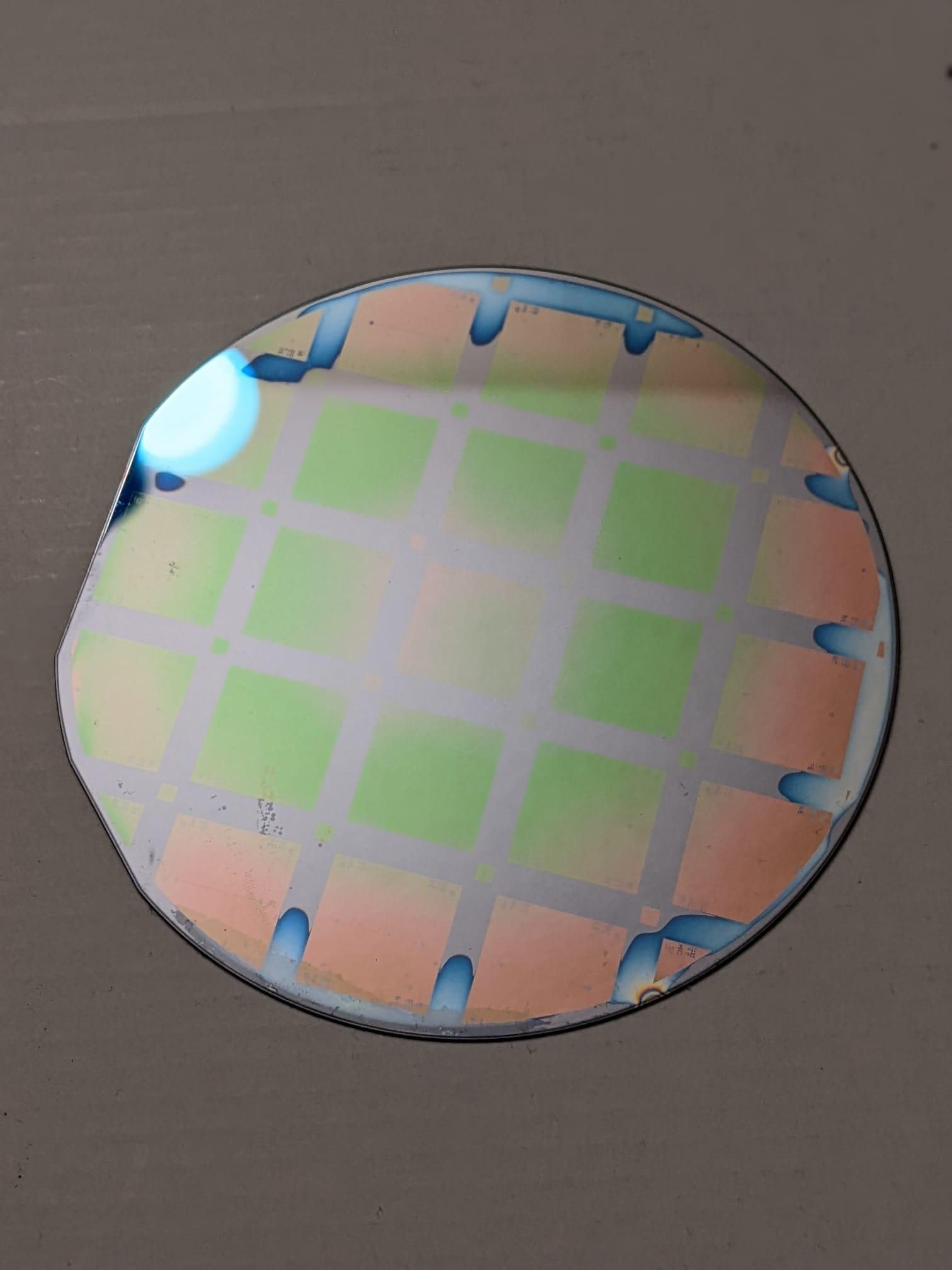 Thin Film Interference Demonstration With a Spectrometer : 4 Steps ...