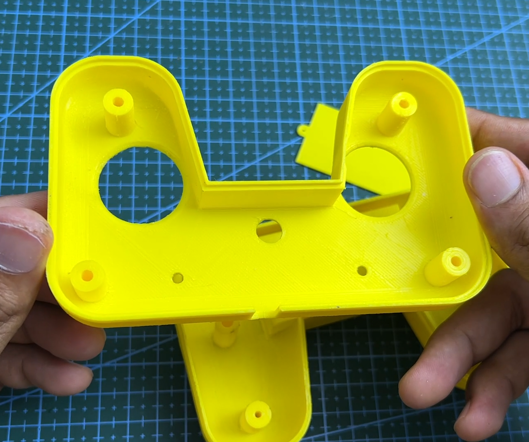 4x2 Channel Remote Controller | RC Transmitter and Receiver : 14 Steps ...