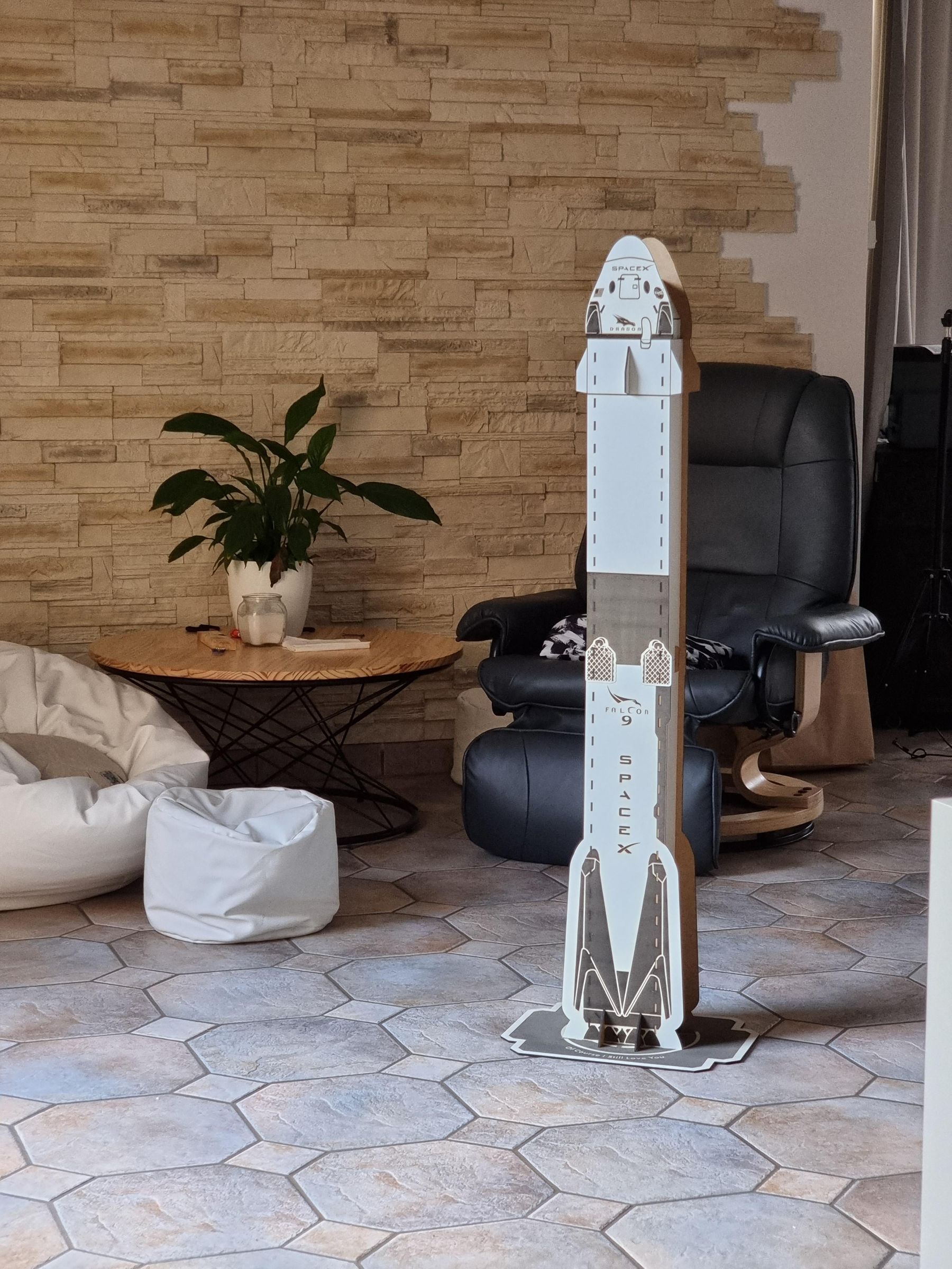 Falcon 9 Socks Dispenser, With Dragon and Doge on Board! : 11 Steps ...