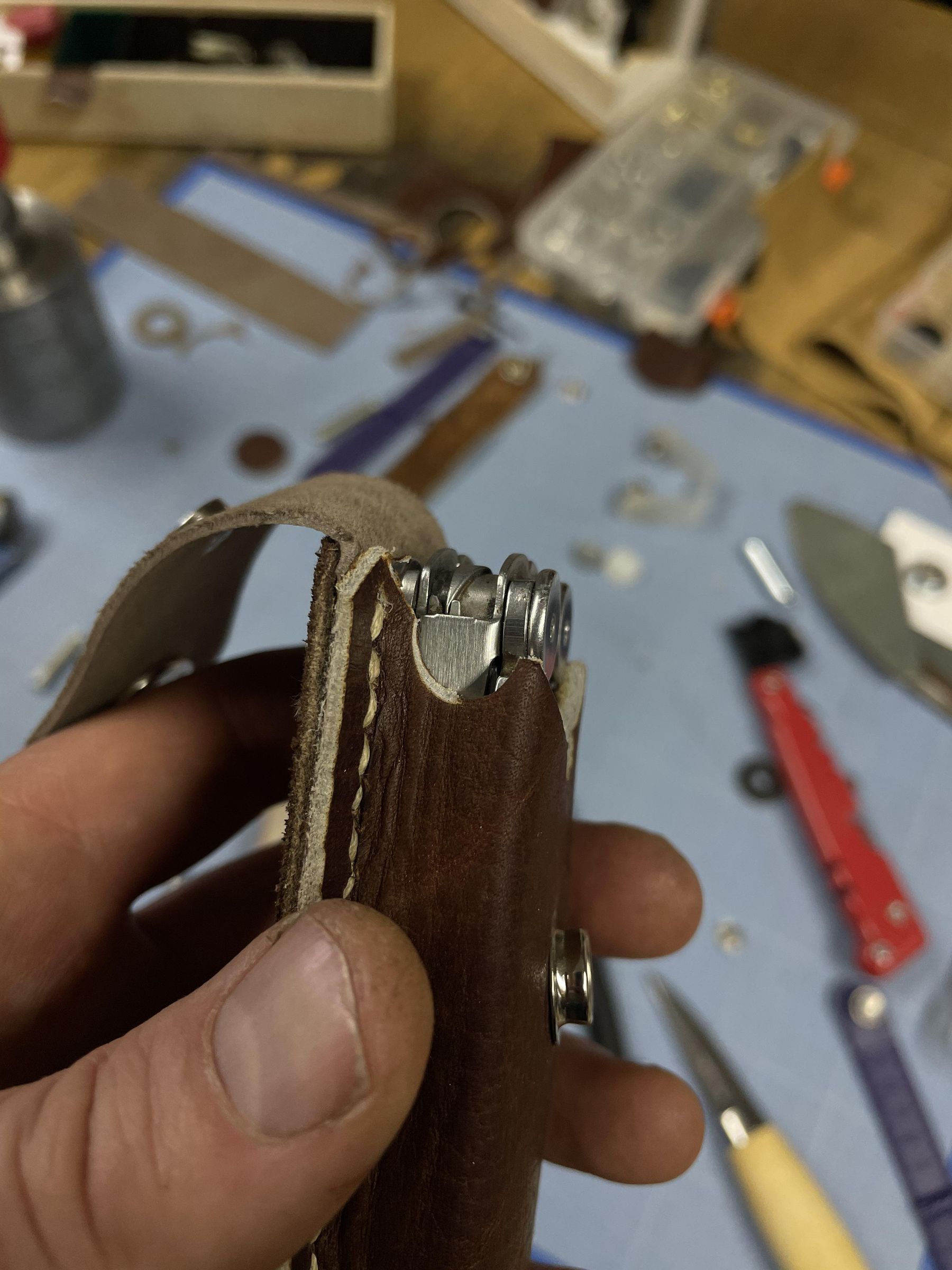 Leatherman Horizontal Sheath : 12 Steps (with Pictures) - Instructables