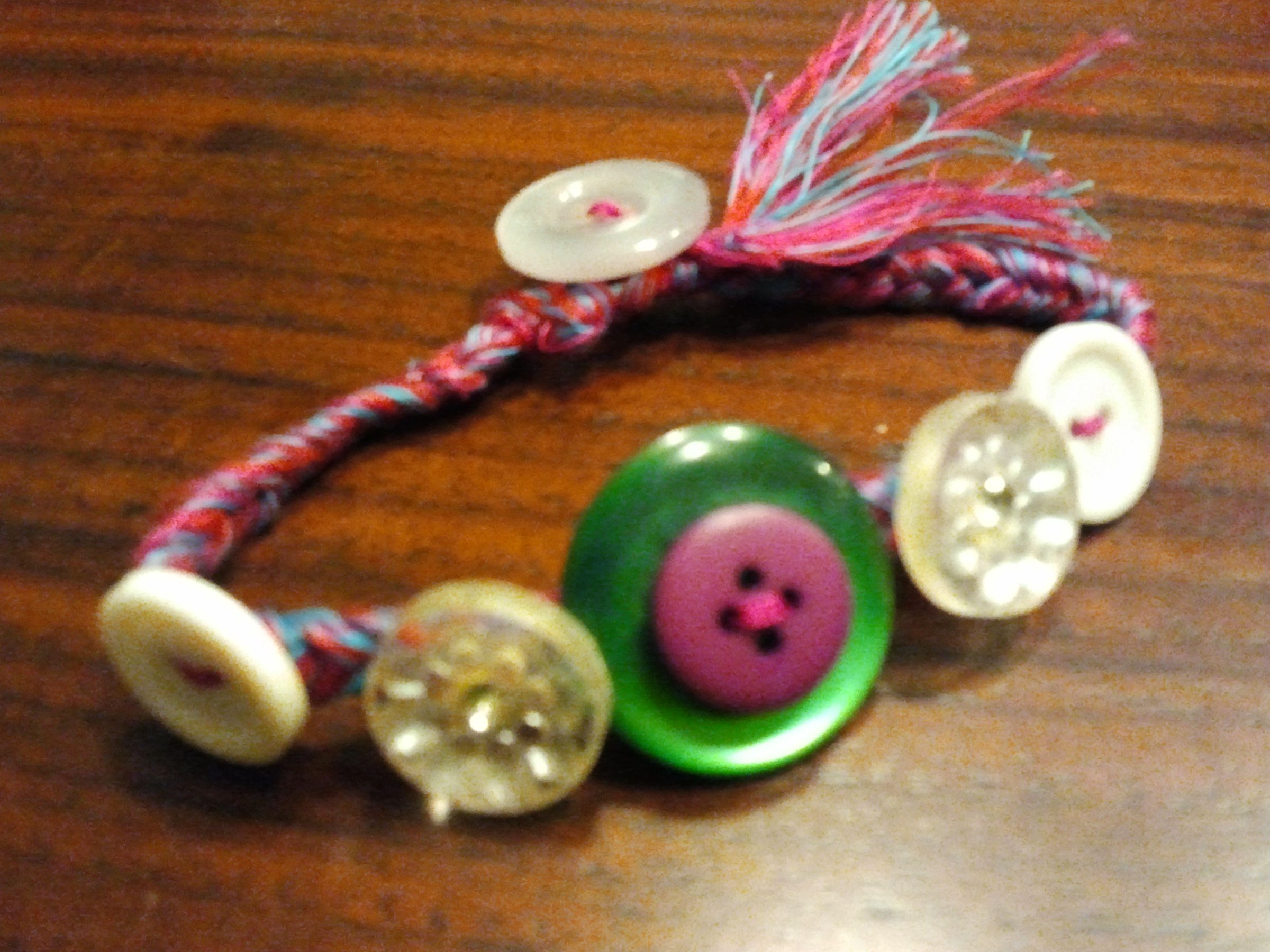 Weekly Make It Challenge: Buttons - Instructables