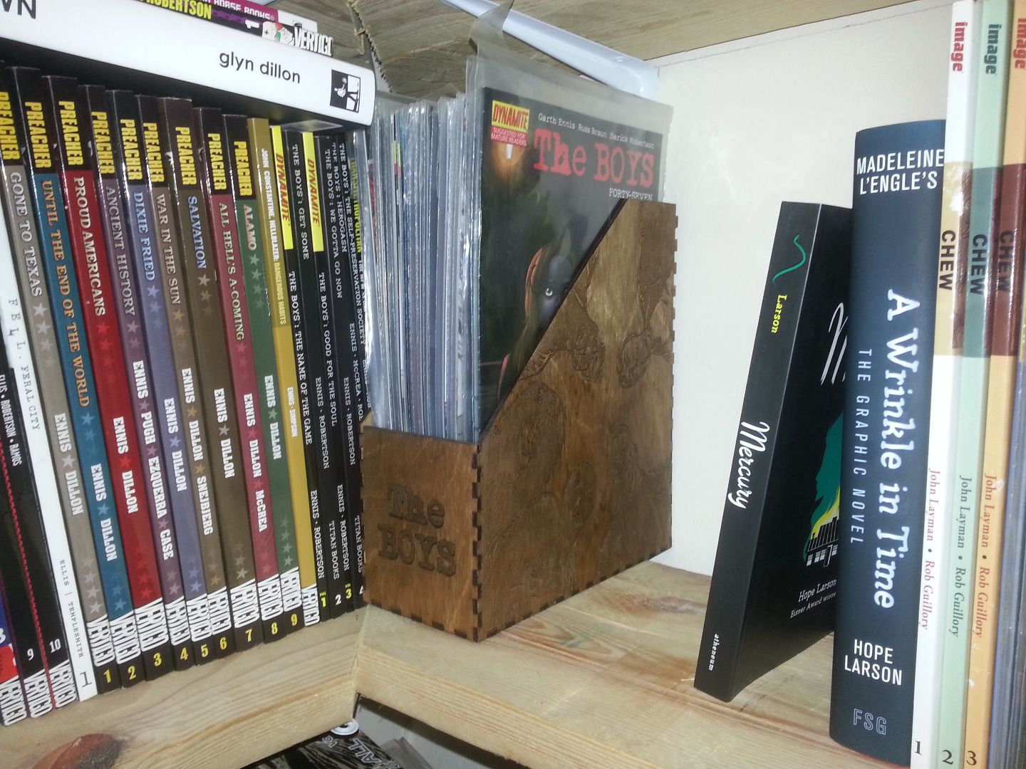 Laser Cut Comics Holder : 7 Steps (with Pictures) - Instructables