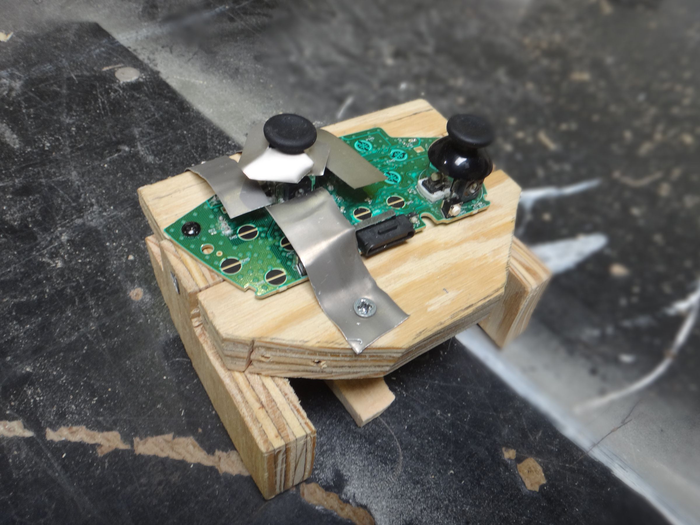 MaKey MaKey Controllers at School - Instructables