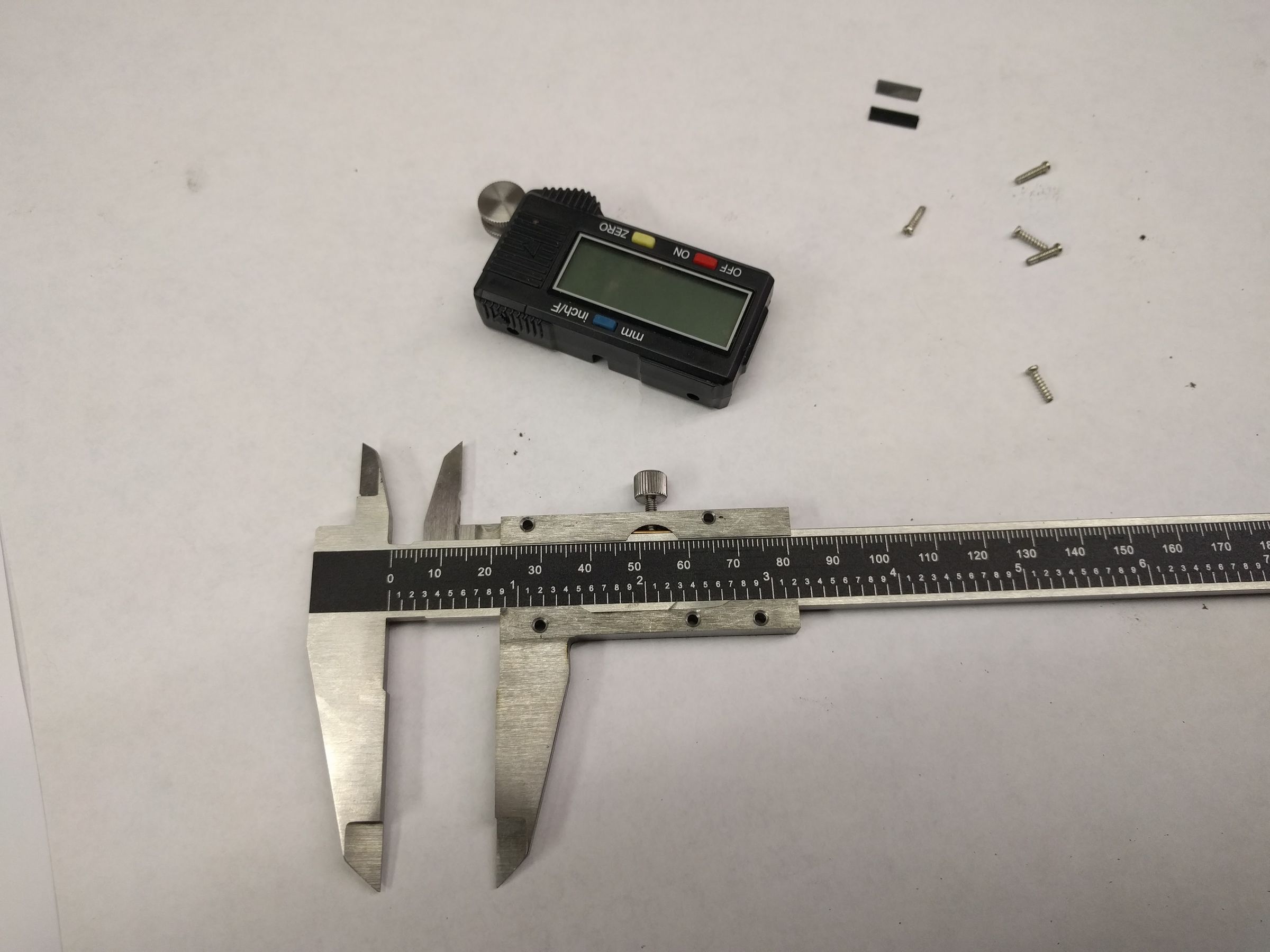 Convert a (broken) Digital Caliper to Vernier : 4 Steps (with Pictures ...