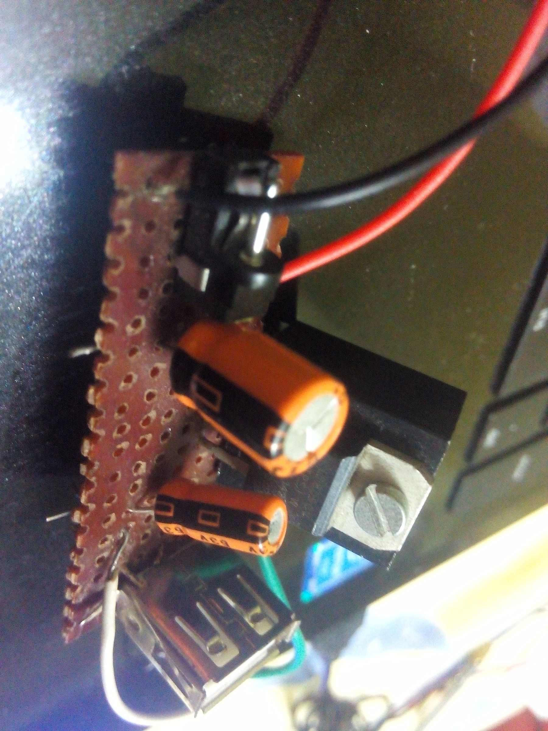 5V on the Go Power Supply : 4 Steps (with Pictures) - Instructables