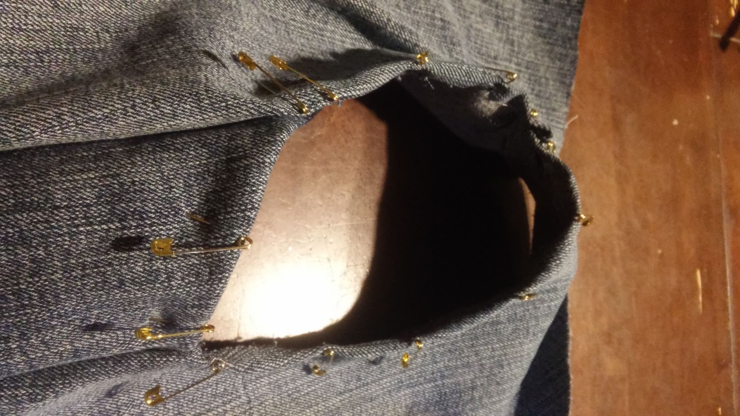 TRANSFORM Old Jeans Into a VEST! : 9 Steps (with Pictures) - Instructables