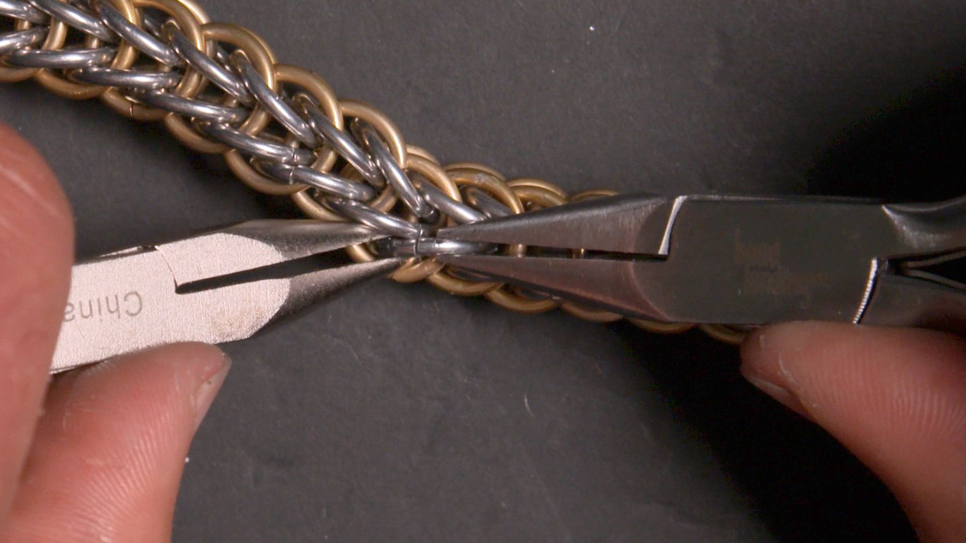 Full Persian Chainmail Bracelet : 5 Steps (with Pictures) - Instructables