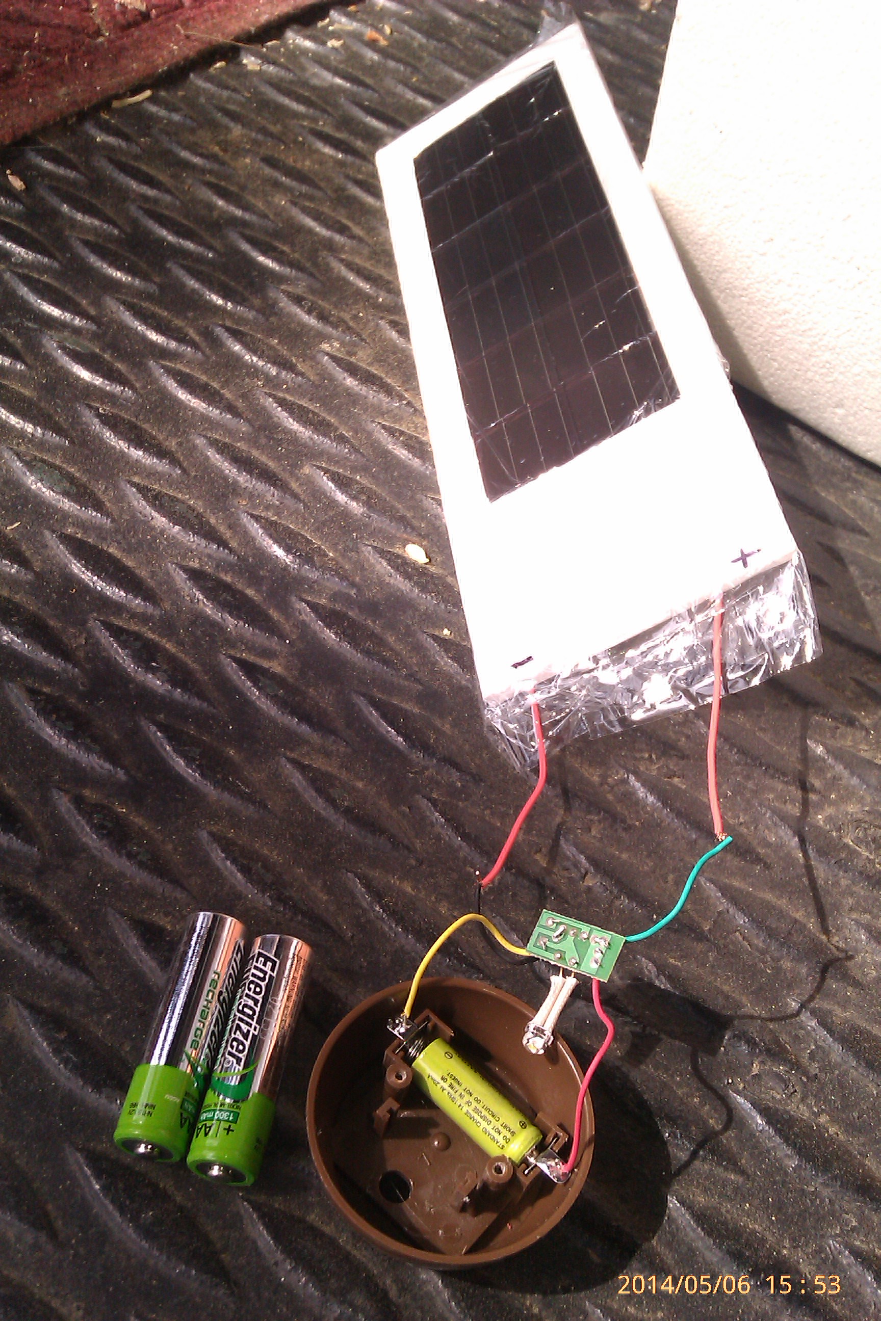 Solar Charge Your LED Grow Lights : 3 Steps - Instructables