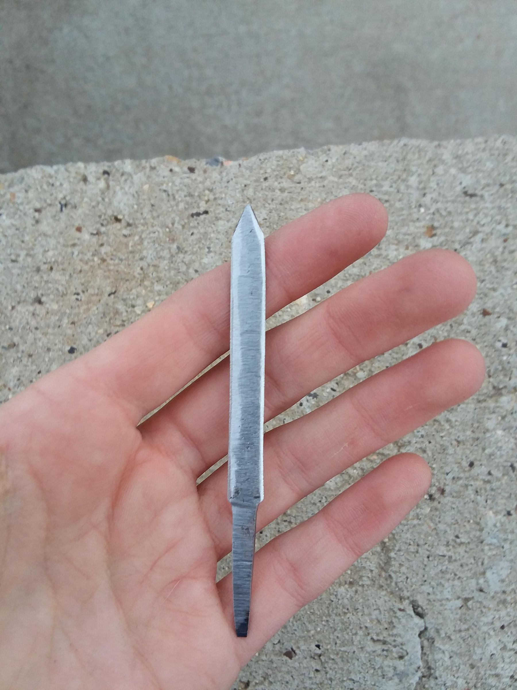 Mini Sword : 8 Steps (with Pictures) - Instructables