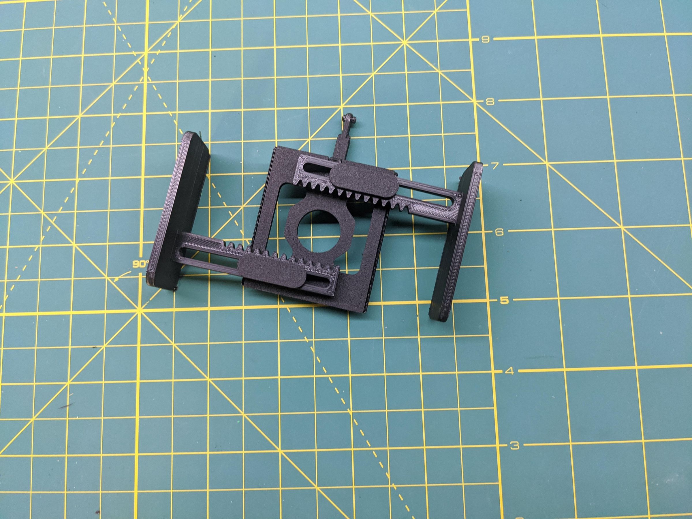 Itsy Bitsy: an Untethered Climbing Robot : 5 Steps (with Pictures) - Instructables