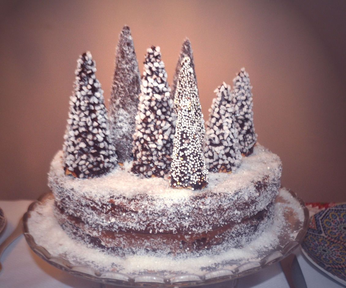 Snowy Forest Cake : 4 Steps (with Pictures) - Instructables