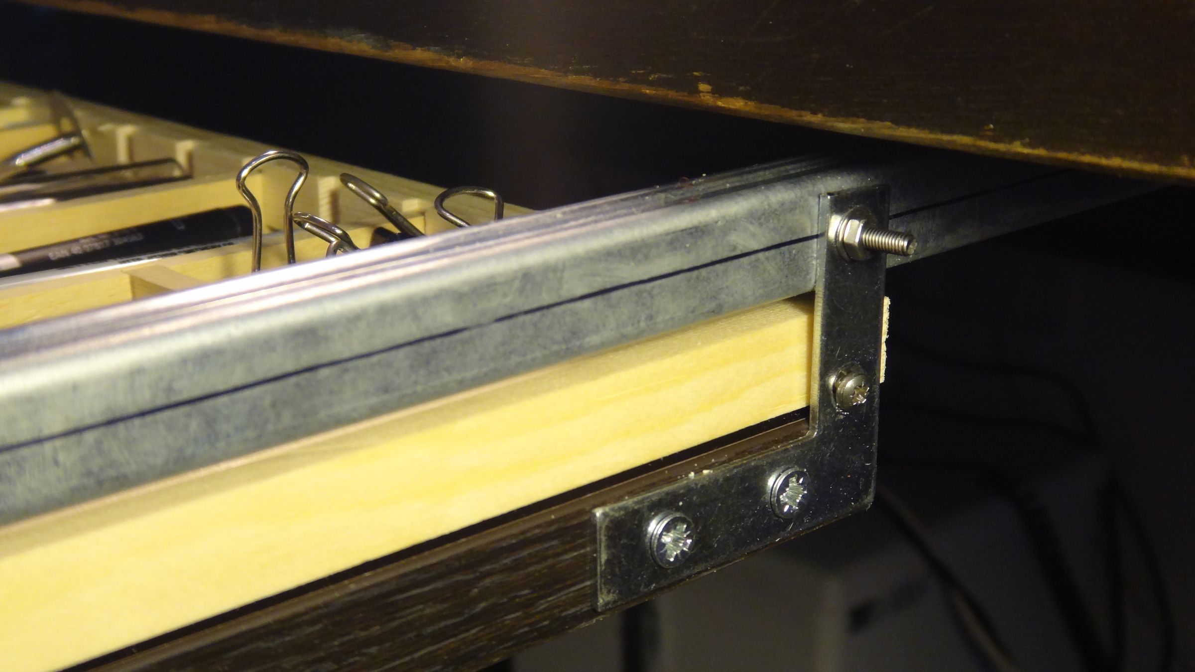 Under Desk Tool Drawer [Modeller's Delight] : 6 Steps (with Pictures ...