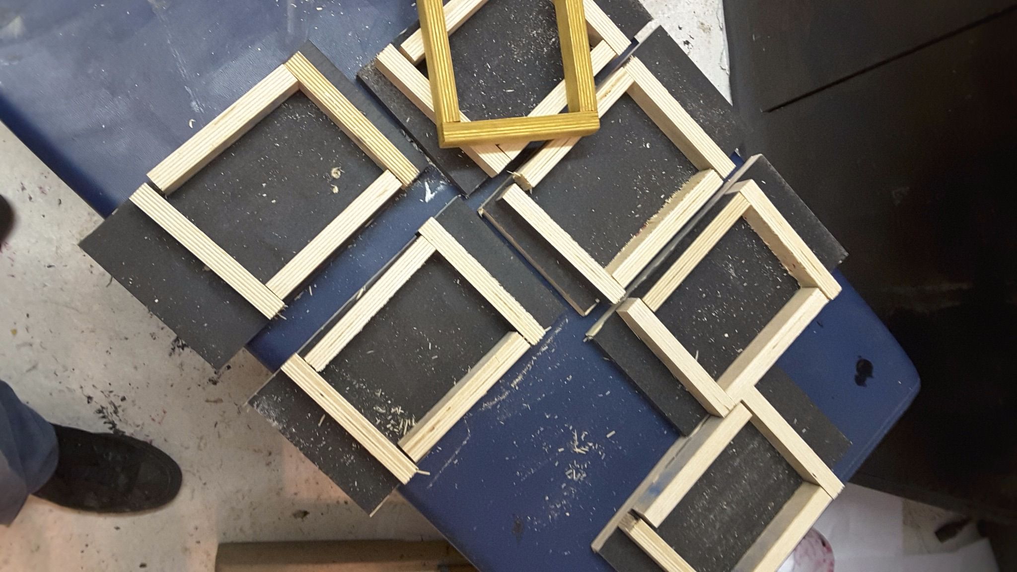 Diy Screenprinting Presses : 11 Steps - Instructables