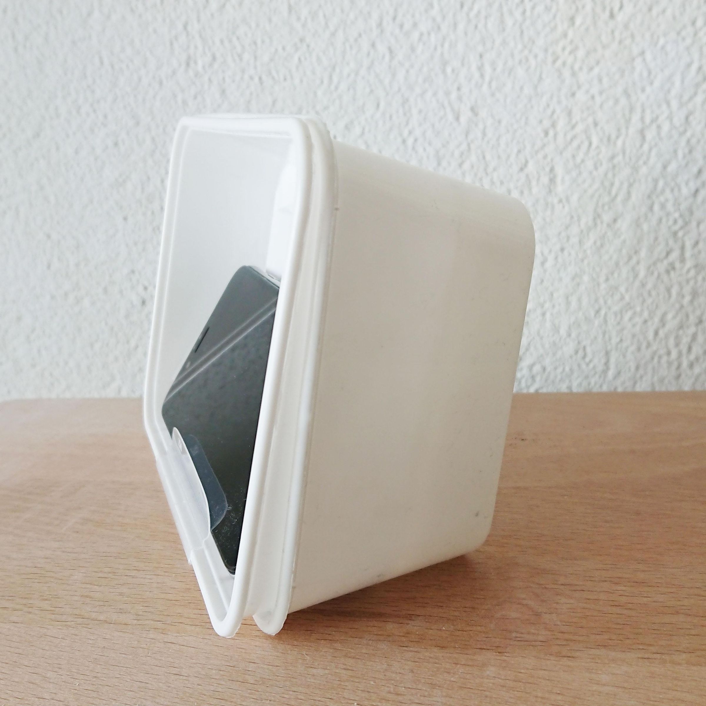 2 Minutes Upcycled Takeaway Box Phone Stand : 4 Steps (with Pictures ...