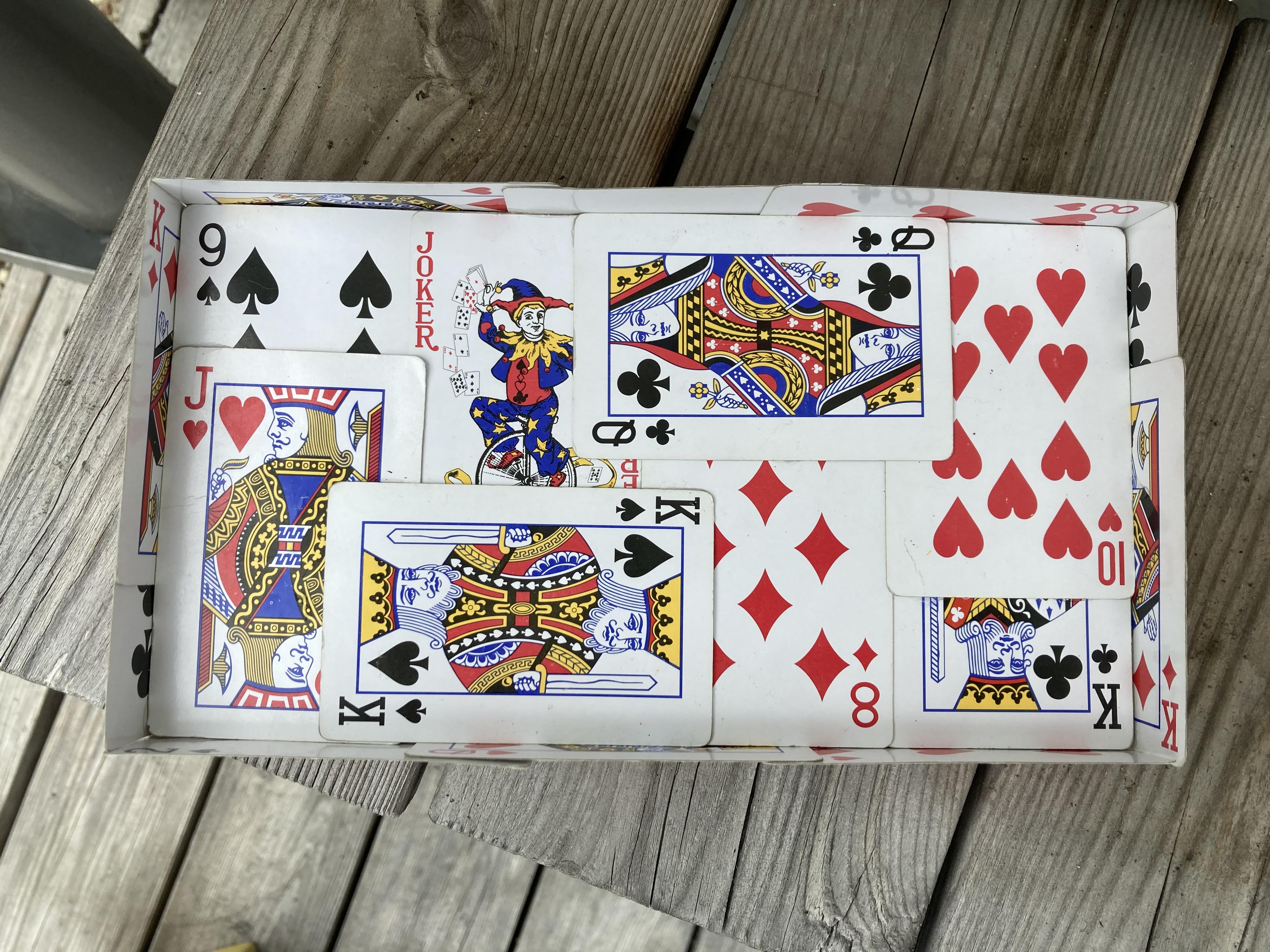 Tray Made Out of Cards : 6 Steps - Instructables