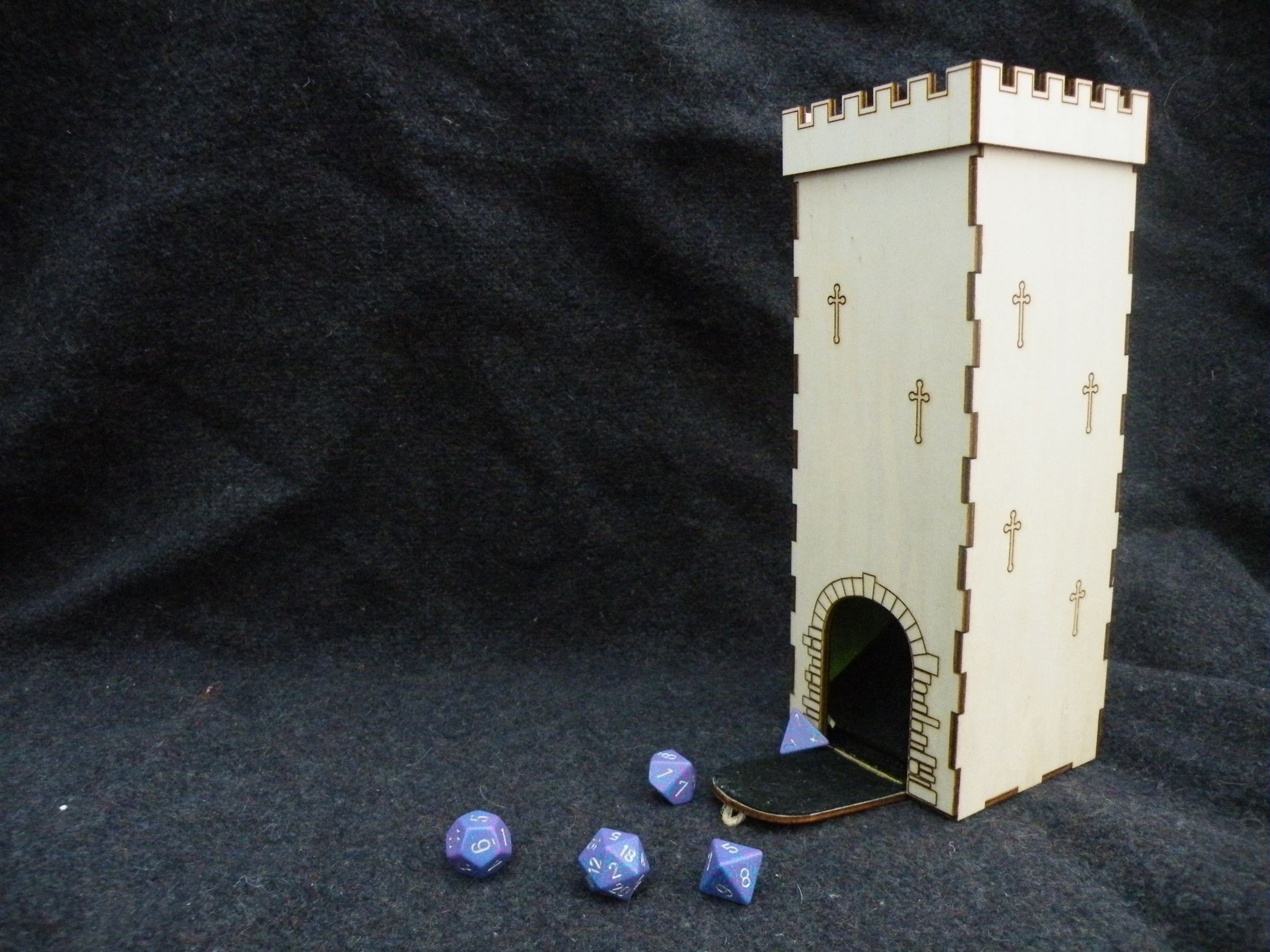 Dice Tower : 17 Steps (with Pictures) - Instructables